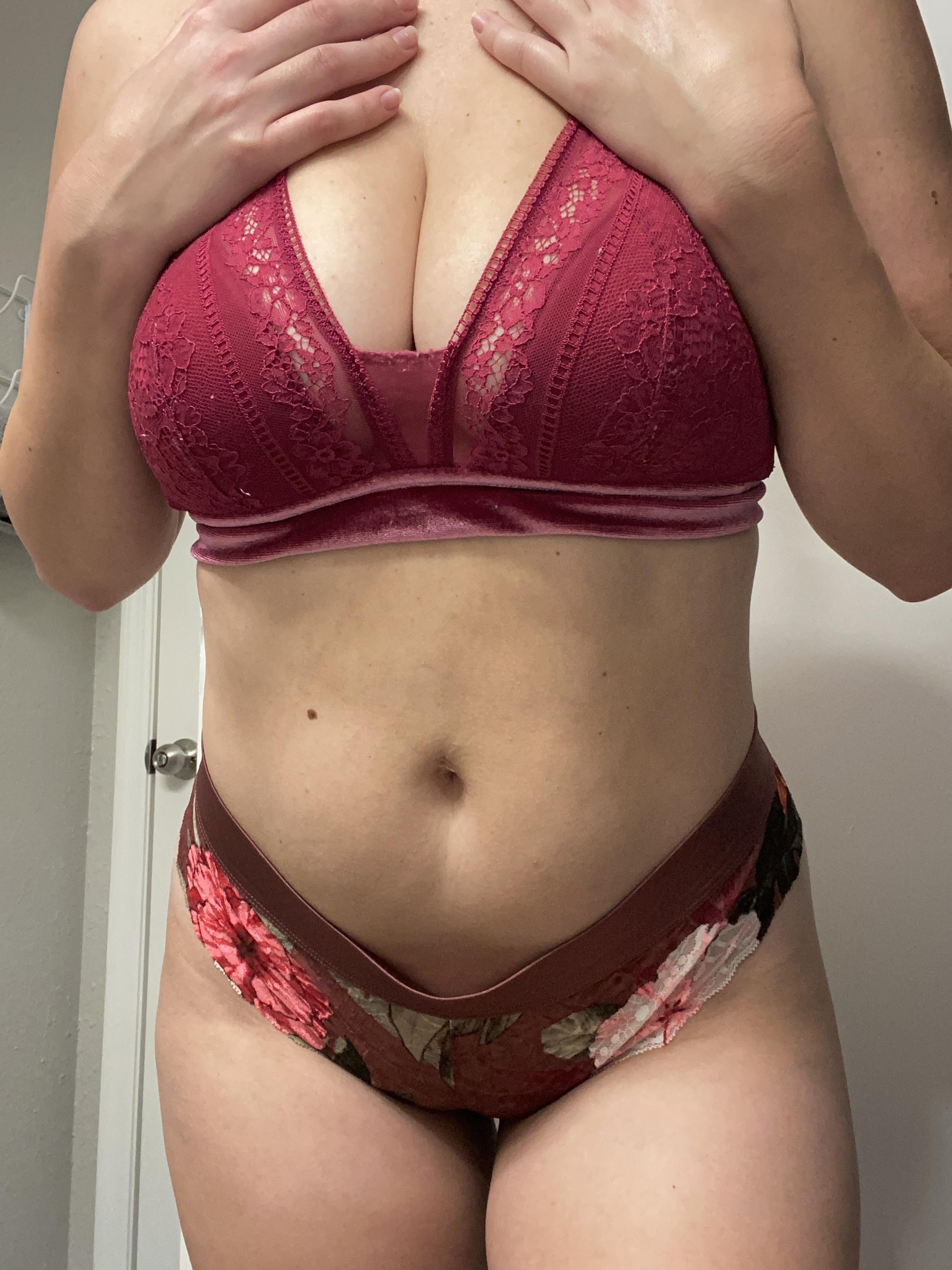 Do you like this set? | Scrolller