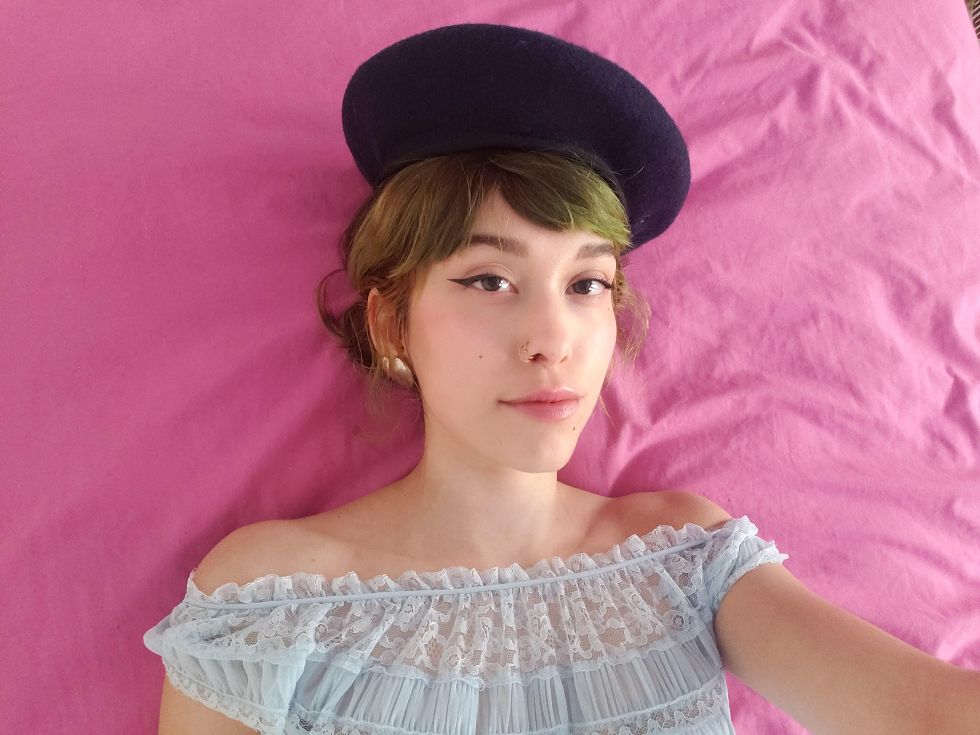 Do You Think Im Cute P Scrolller