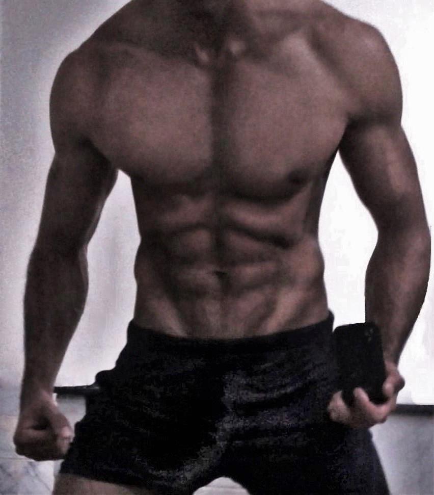 Do you want to pull down my boxrs? | Scrolller