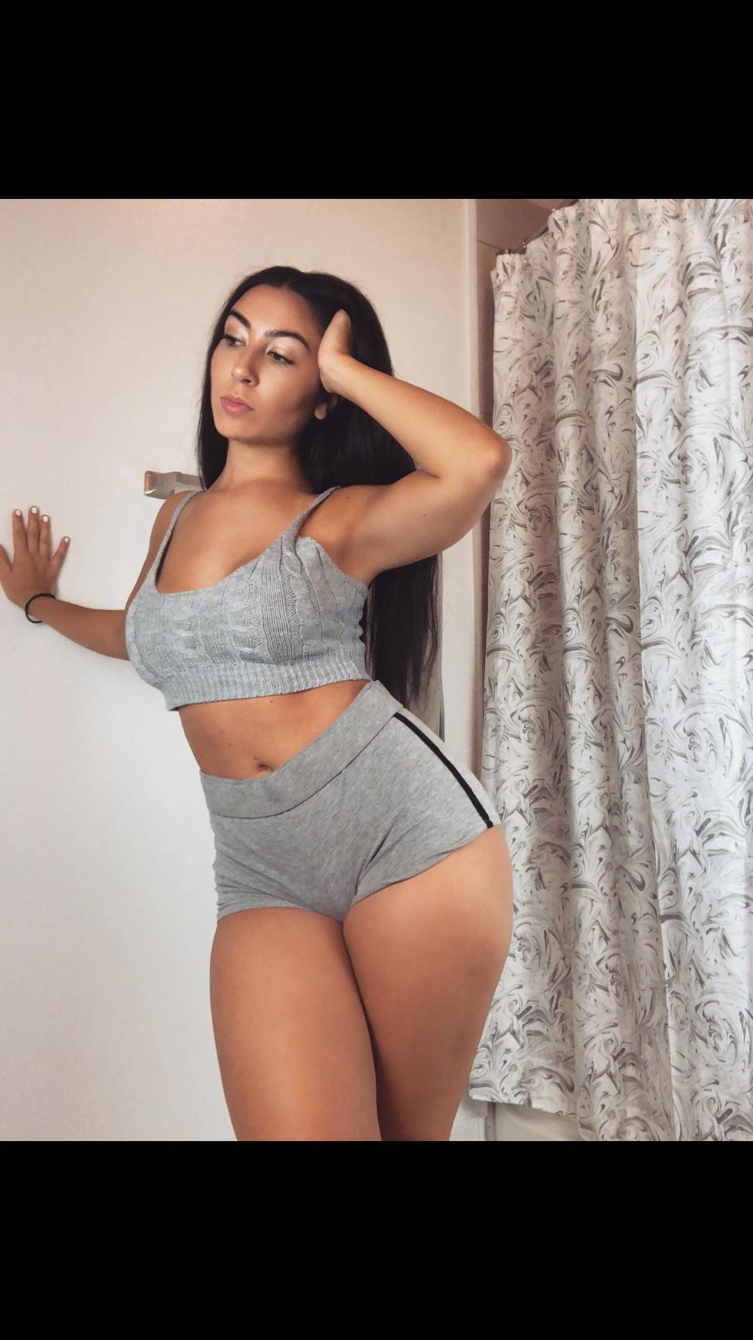 Does anyone else think she and Lena The Plug look just alike? | Scrolller