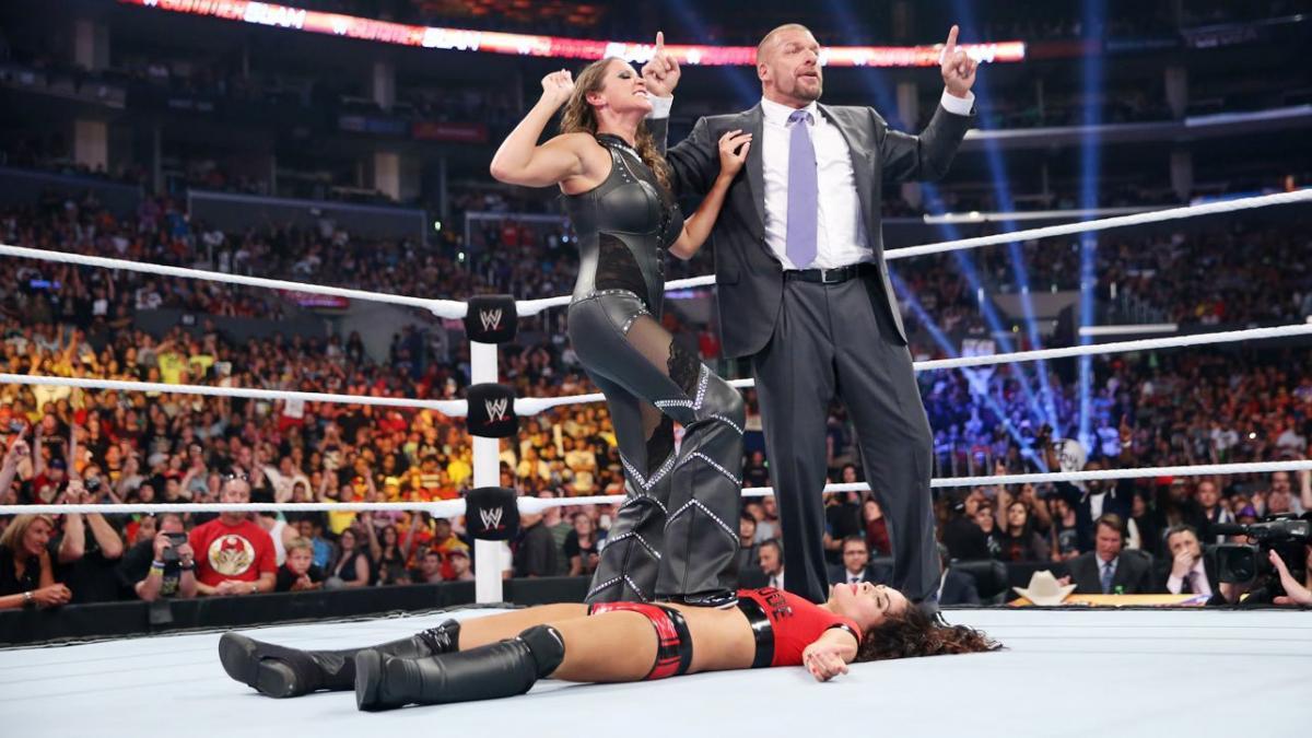 Does anyone have the Victory Pose of Stephanie McMahon Summerslam 2014 | Scrolller