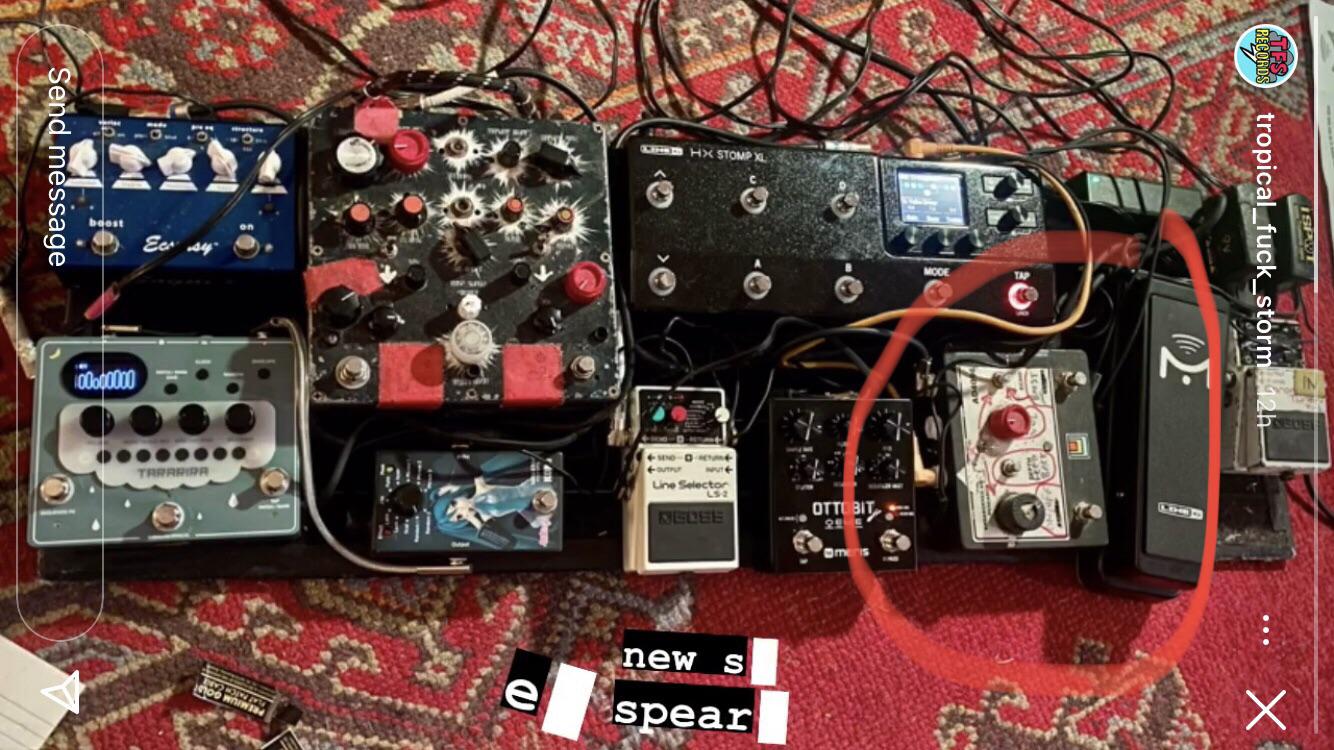 Does anyone know the name of this pedal? | Scrolller