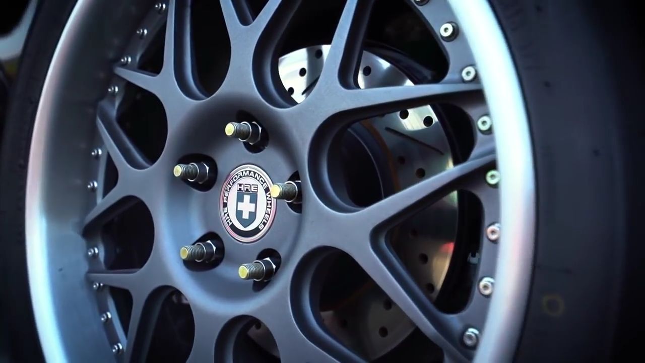 Does anyone knows the name of these wheels? | Scrolller