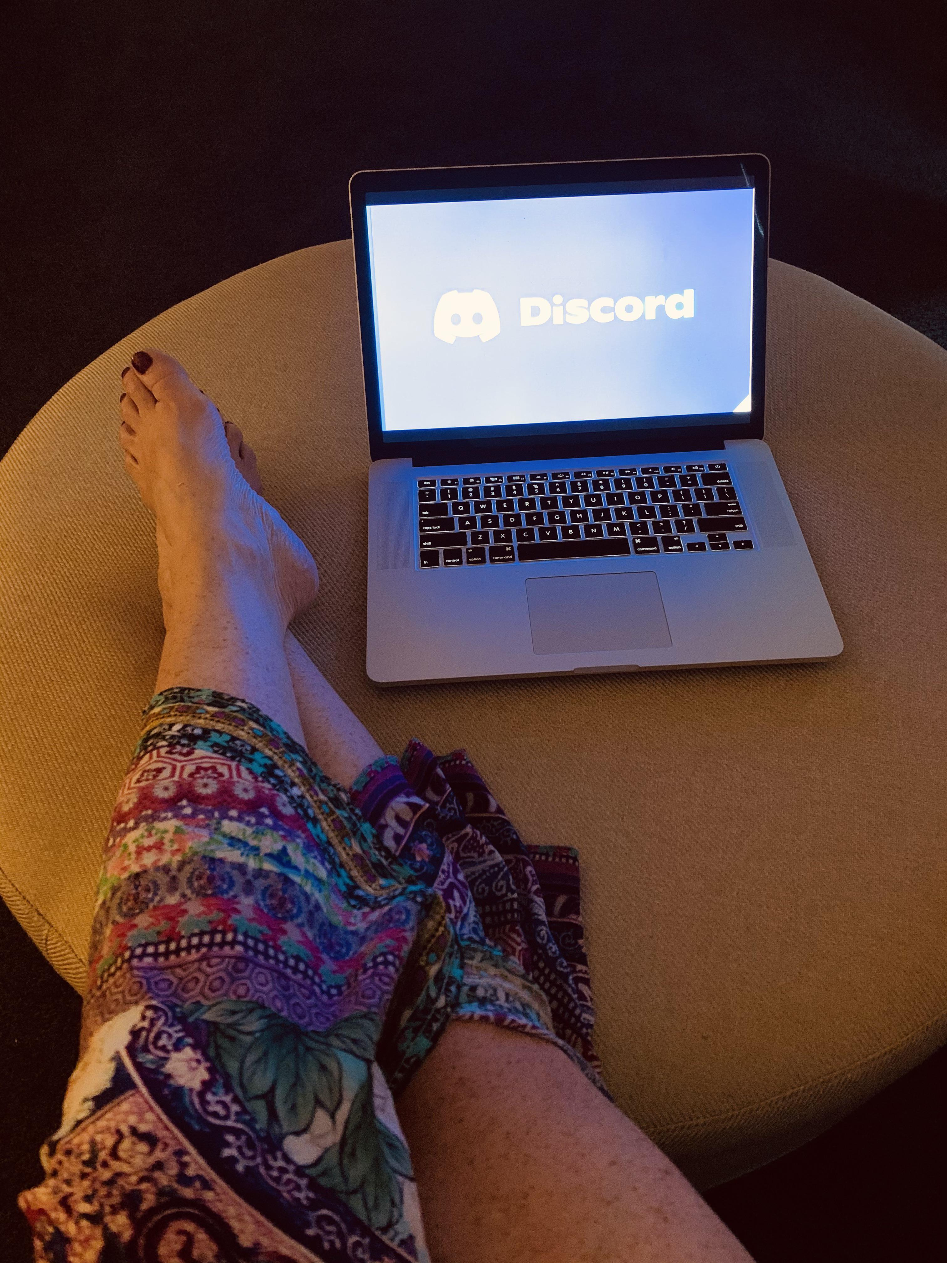 Don’t keep your Mistress waiting... | Scrolller