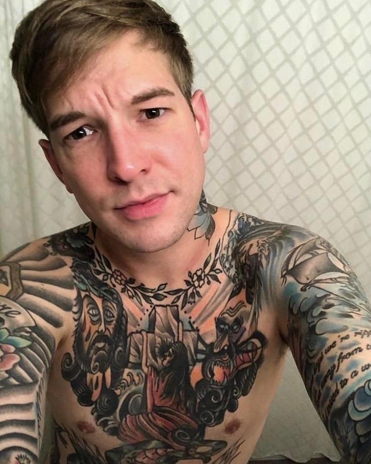 First ever post. Any lovers out there? | Scrolller