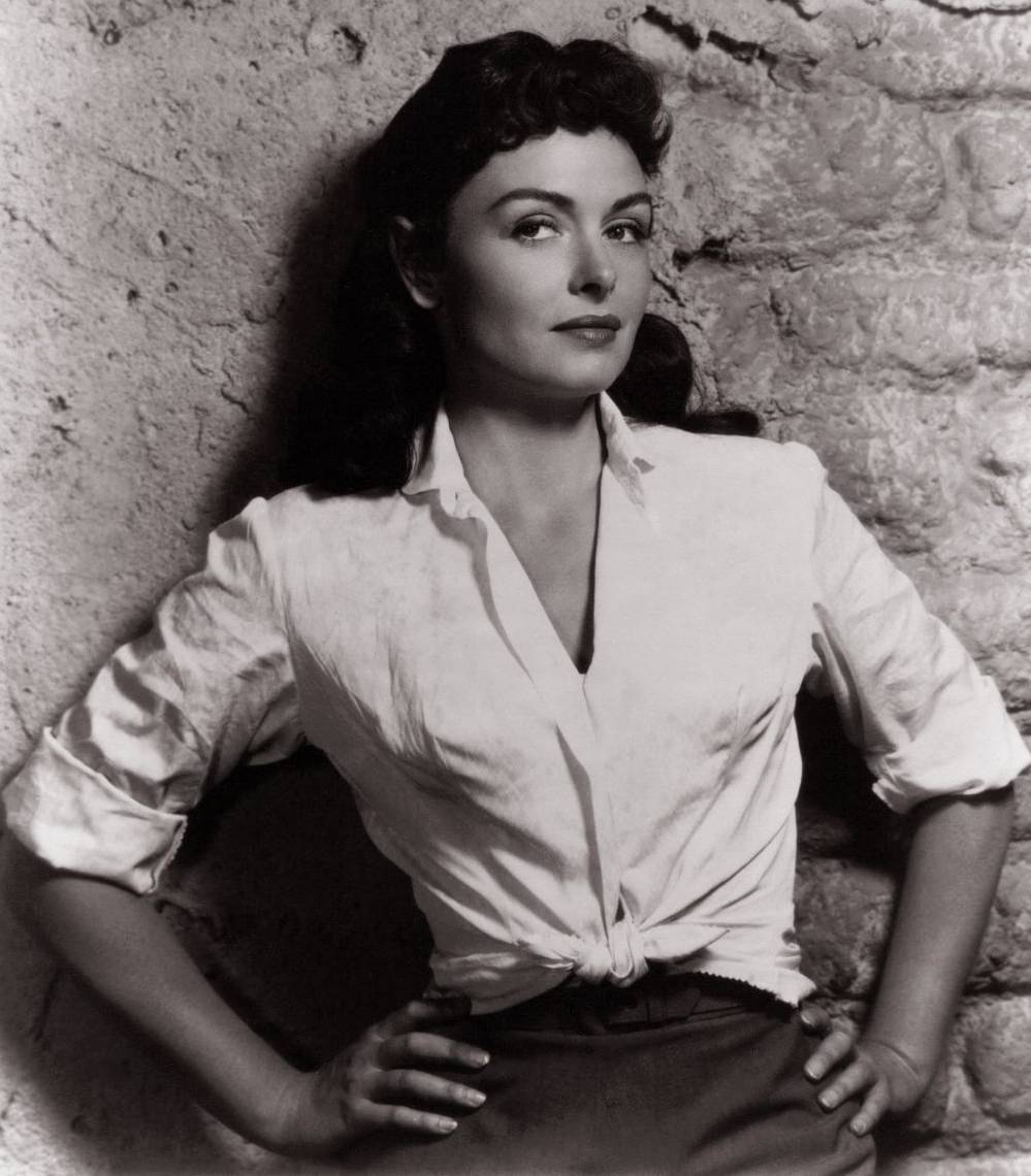 Donna Reed | Scrolller