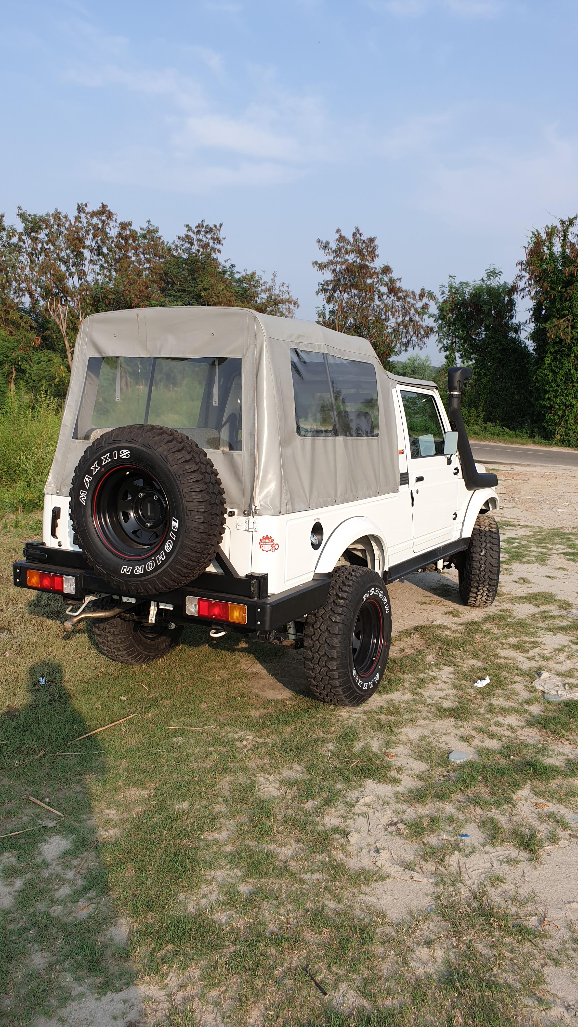 Don't mind my thiccboi shadow | Scrolller