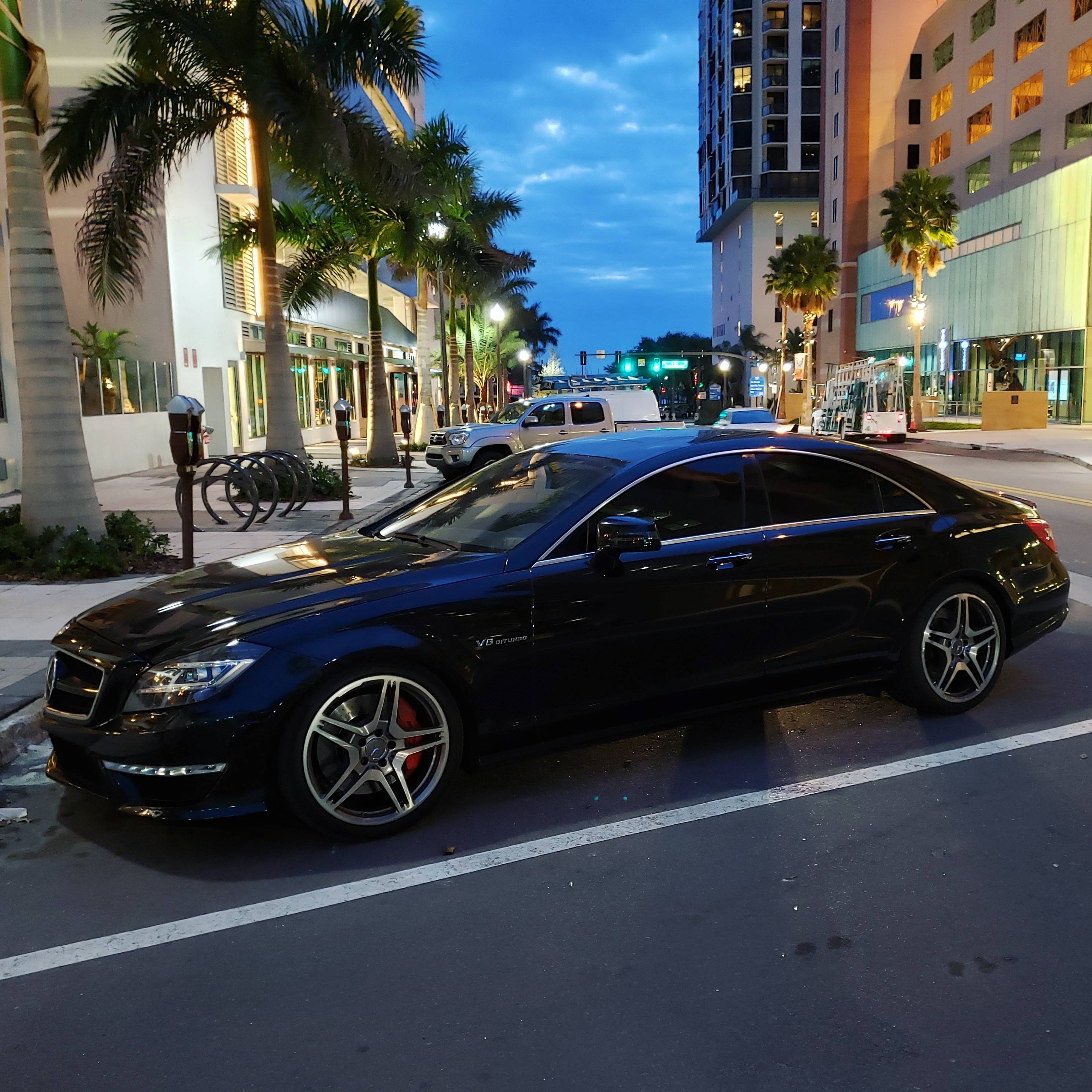 Downtown | Scrolller