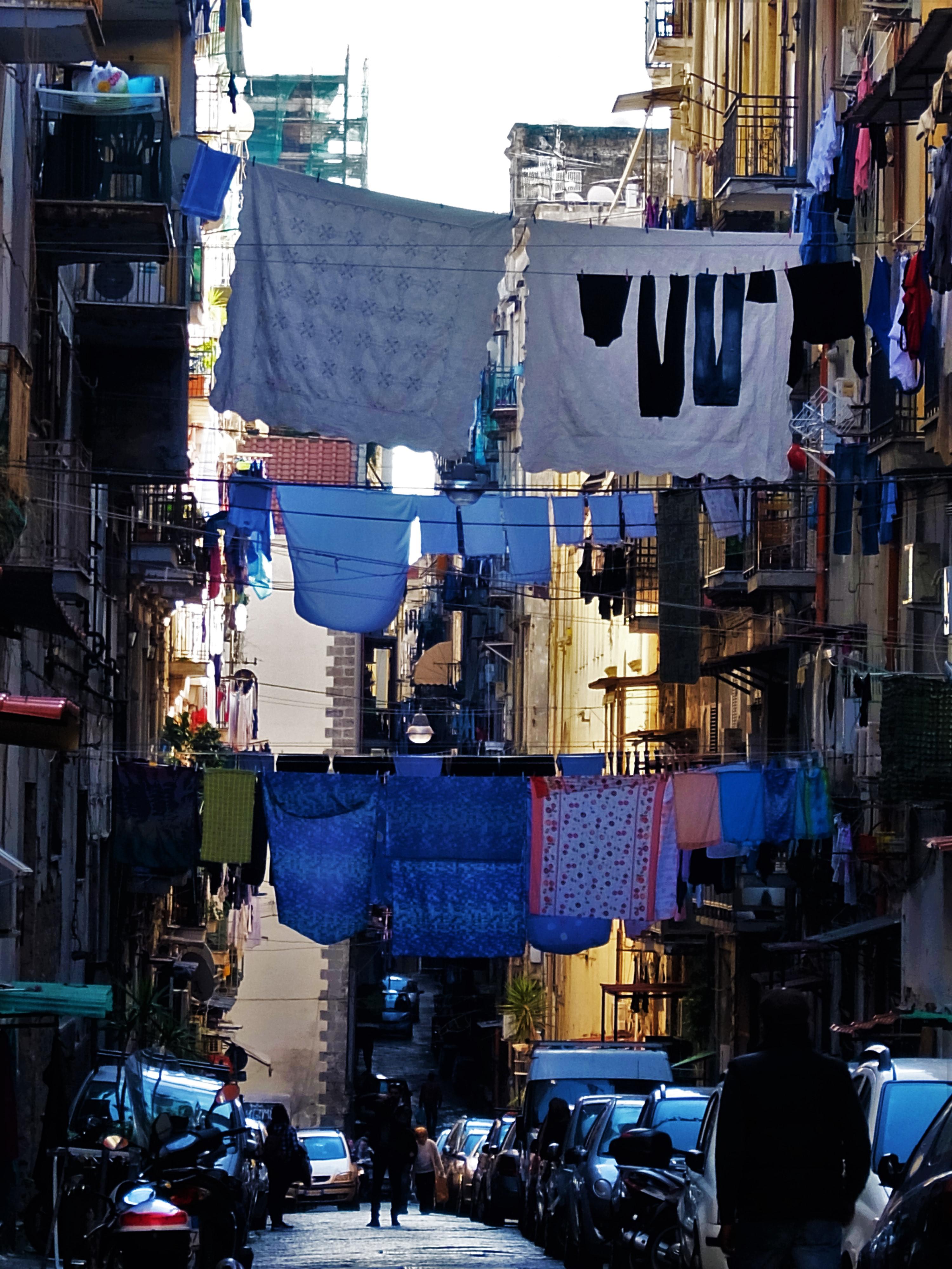 Downtown Laundry Porn - Napoli. [OC] | Scrolller