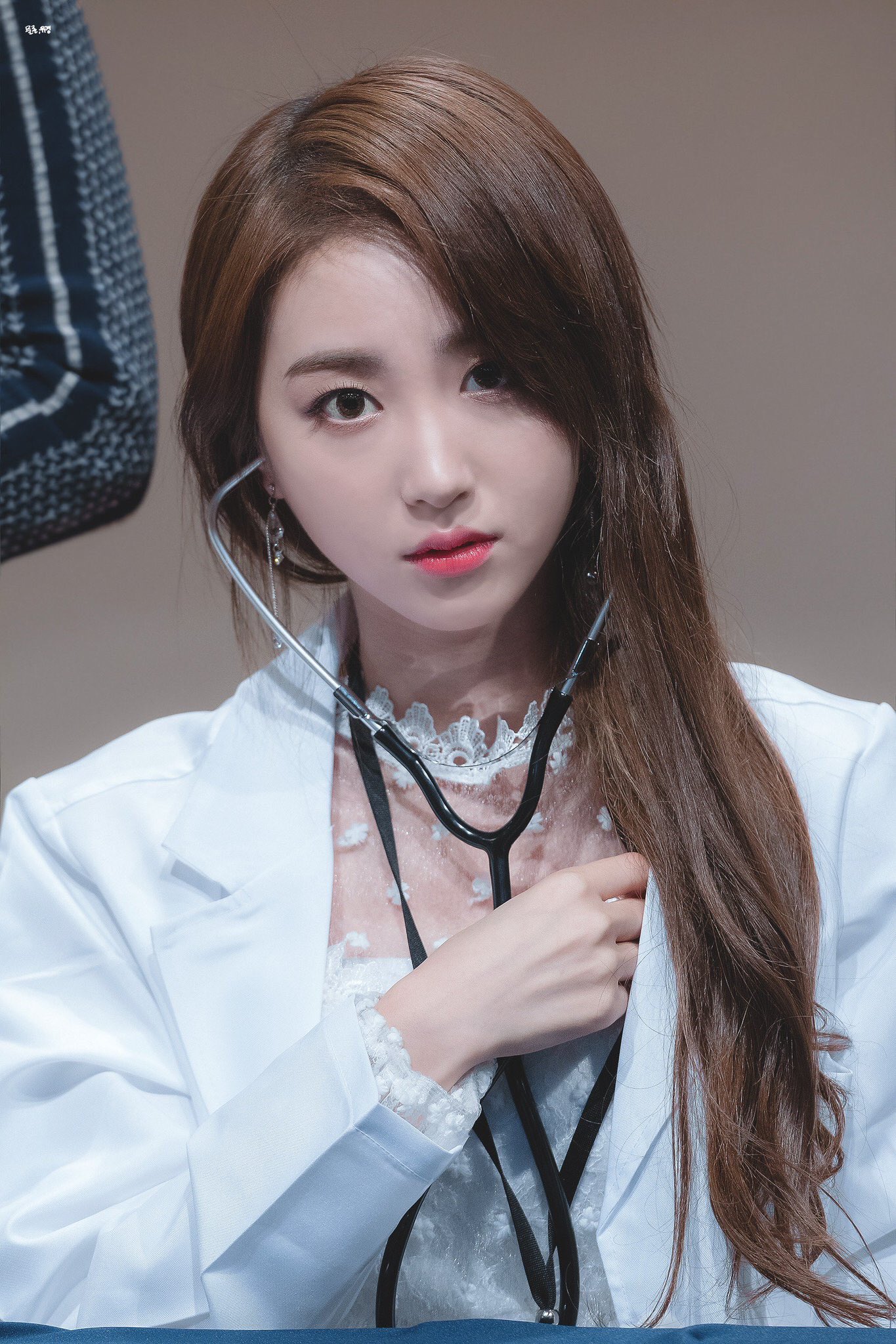 Dr. Lee Yukyung | Scrolller