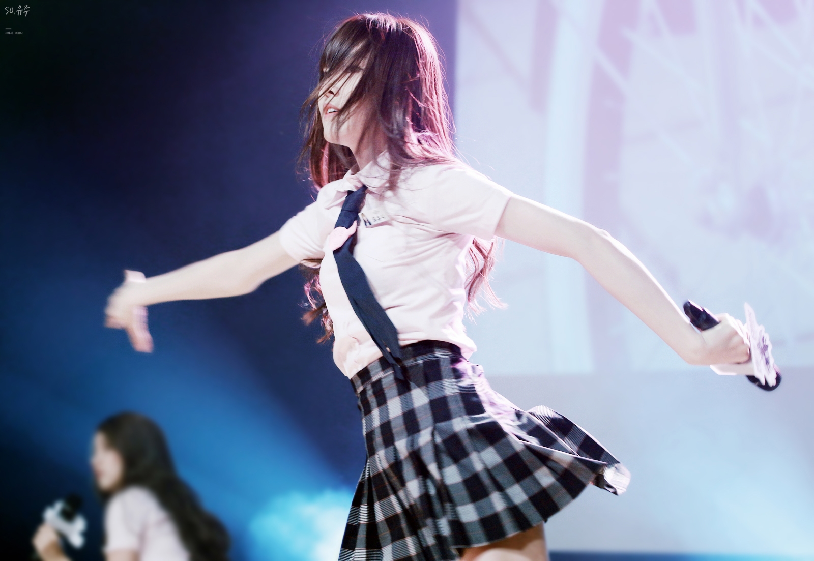 Dreamy Yuju! | Scrolller