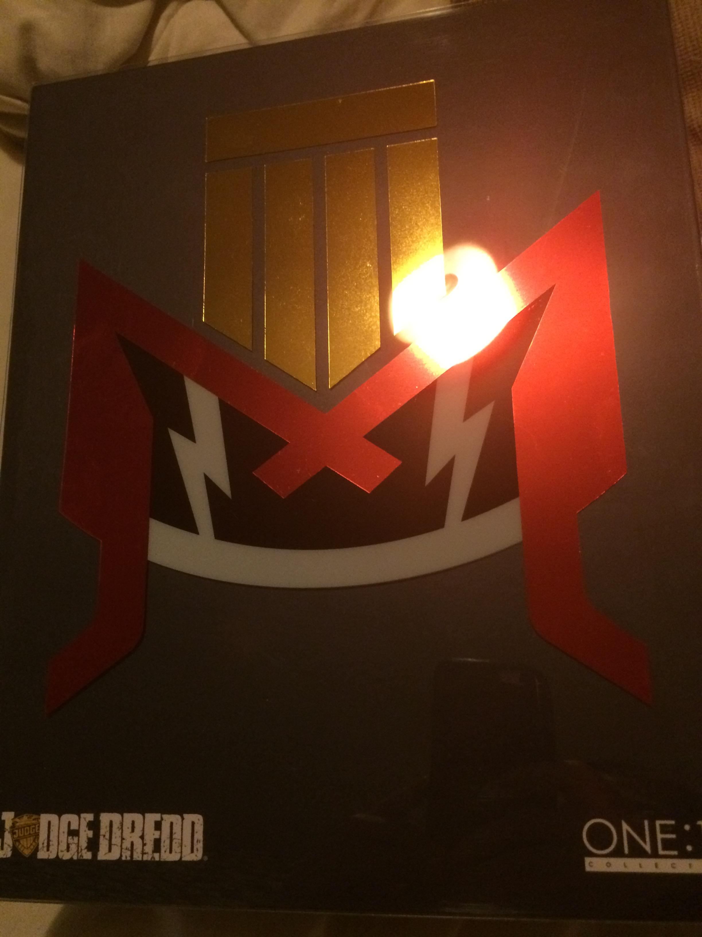 Dredd(one:12 Mezco) | Scrolller