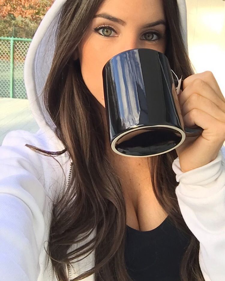 Drinking tea | Scrolller