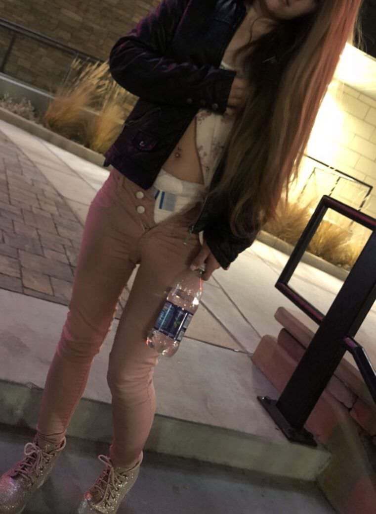 Drunk and diapered | Scrolller