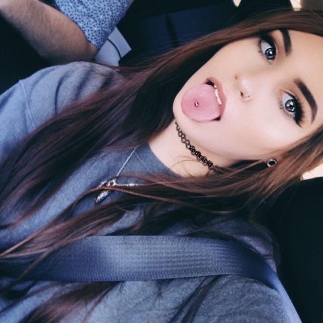 Drunk selfies | Scrolller