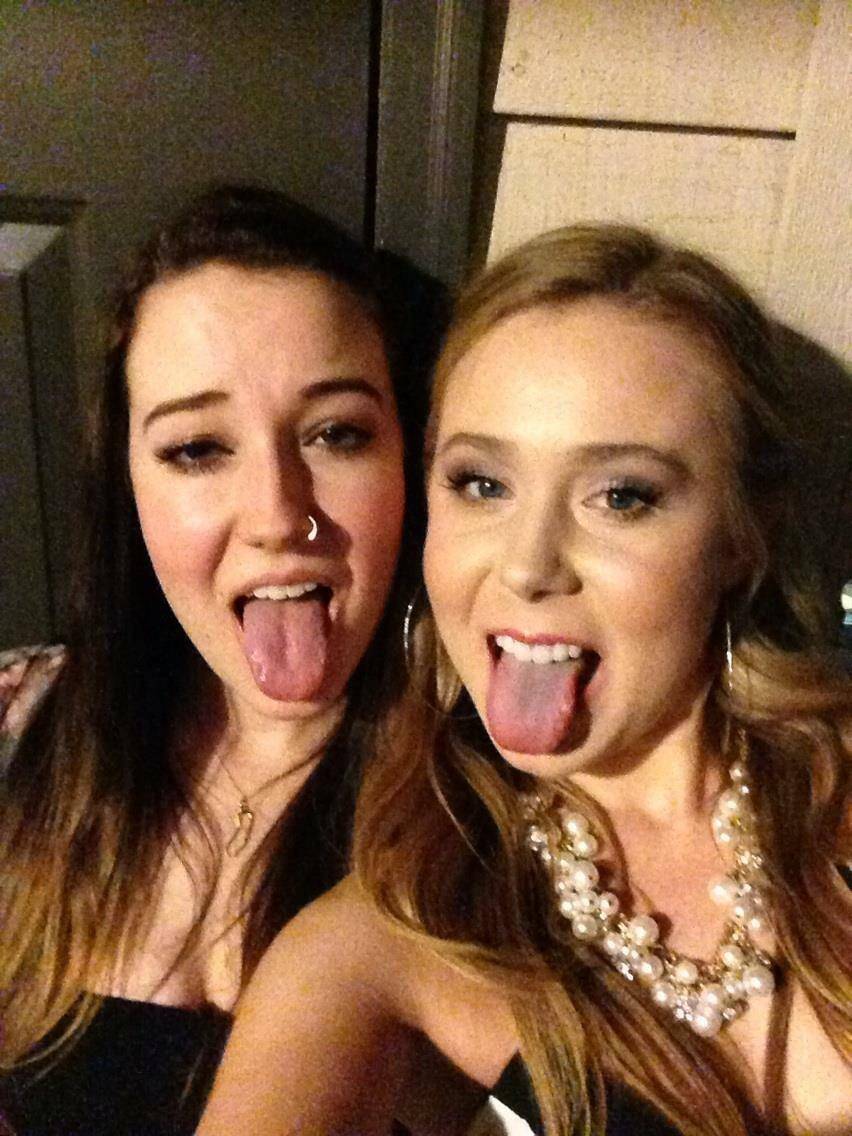 Drunk sisters | Scrolller