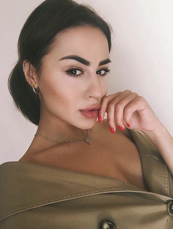 Discover more like Boltedonlips: DSLs and Related Content | Scrolller