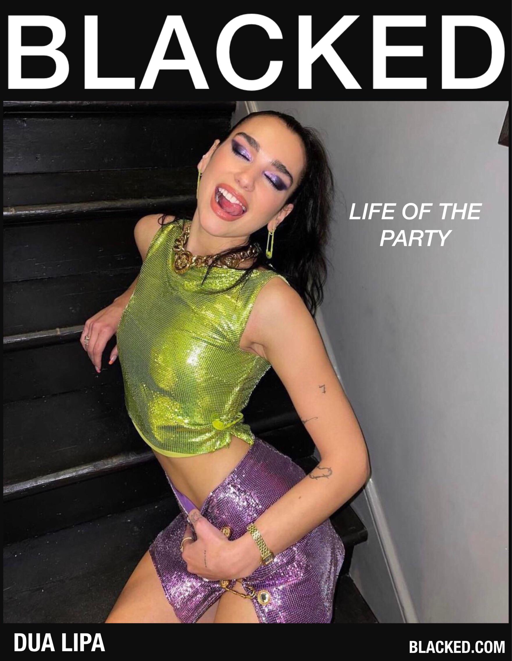 Dua Lipa | Scrolller