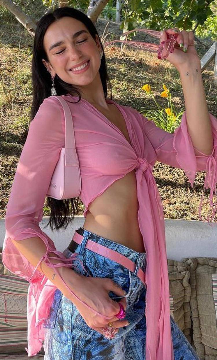 Dua Lipa (slight see-thru) | Scrolller