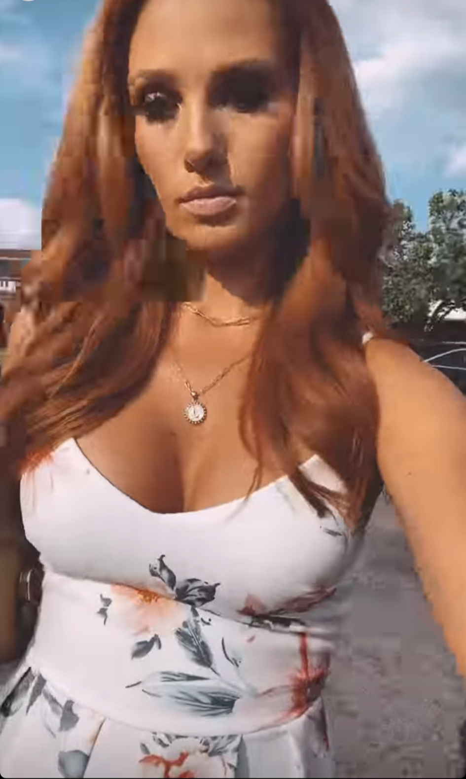 Dumb and hot tomi lahren is good for a pump | Scrolller