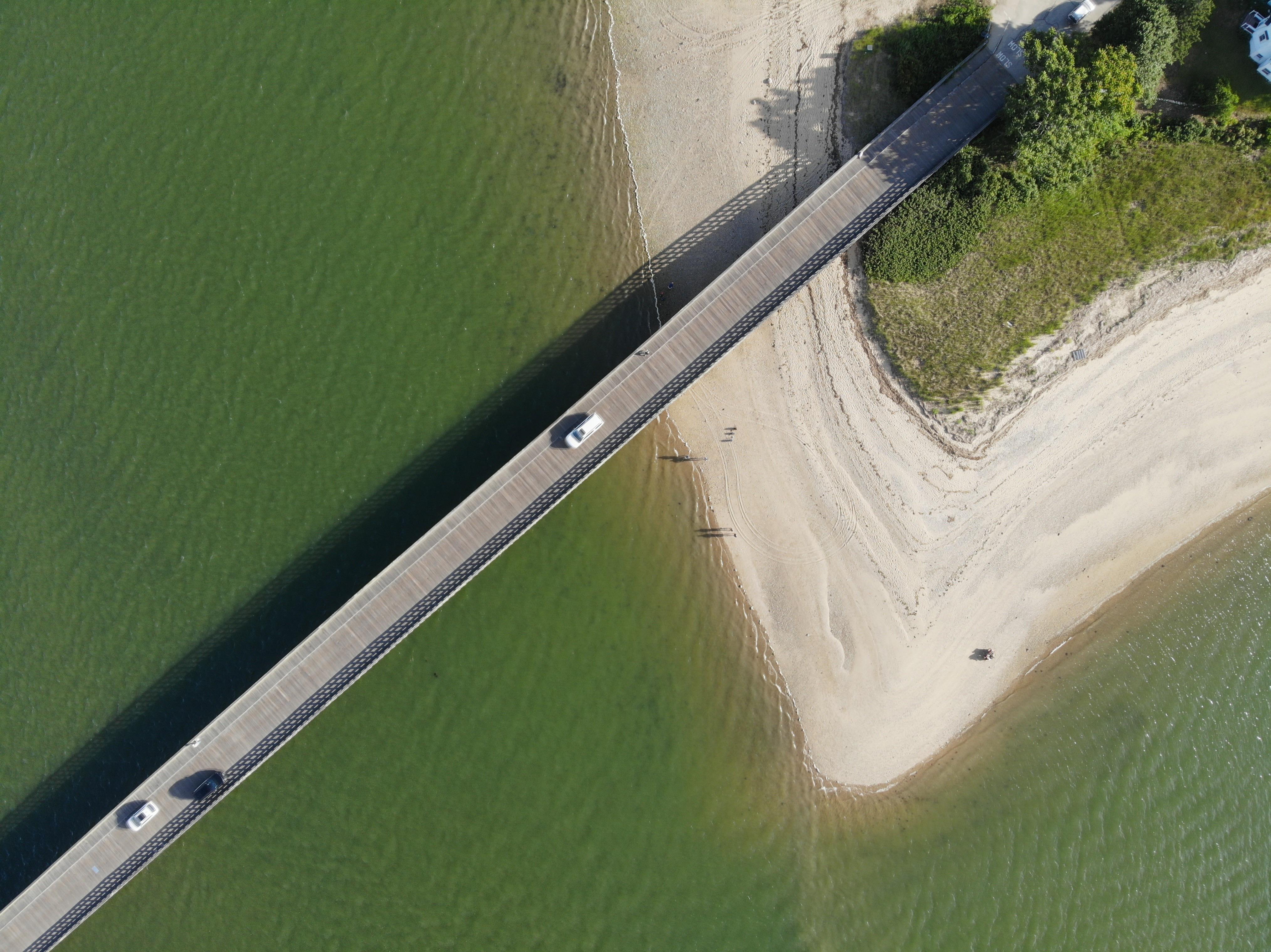 Duxbury, MA | Scrolller