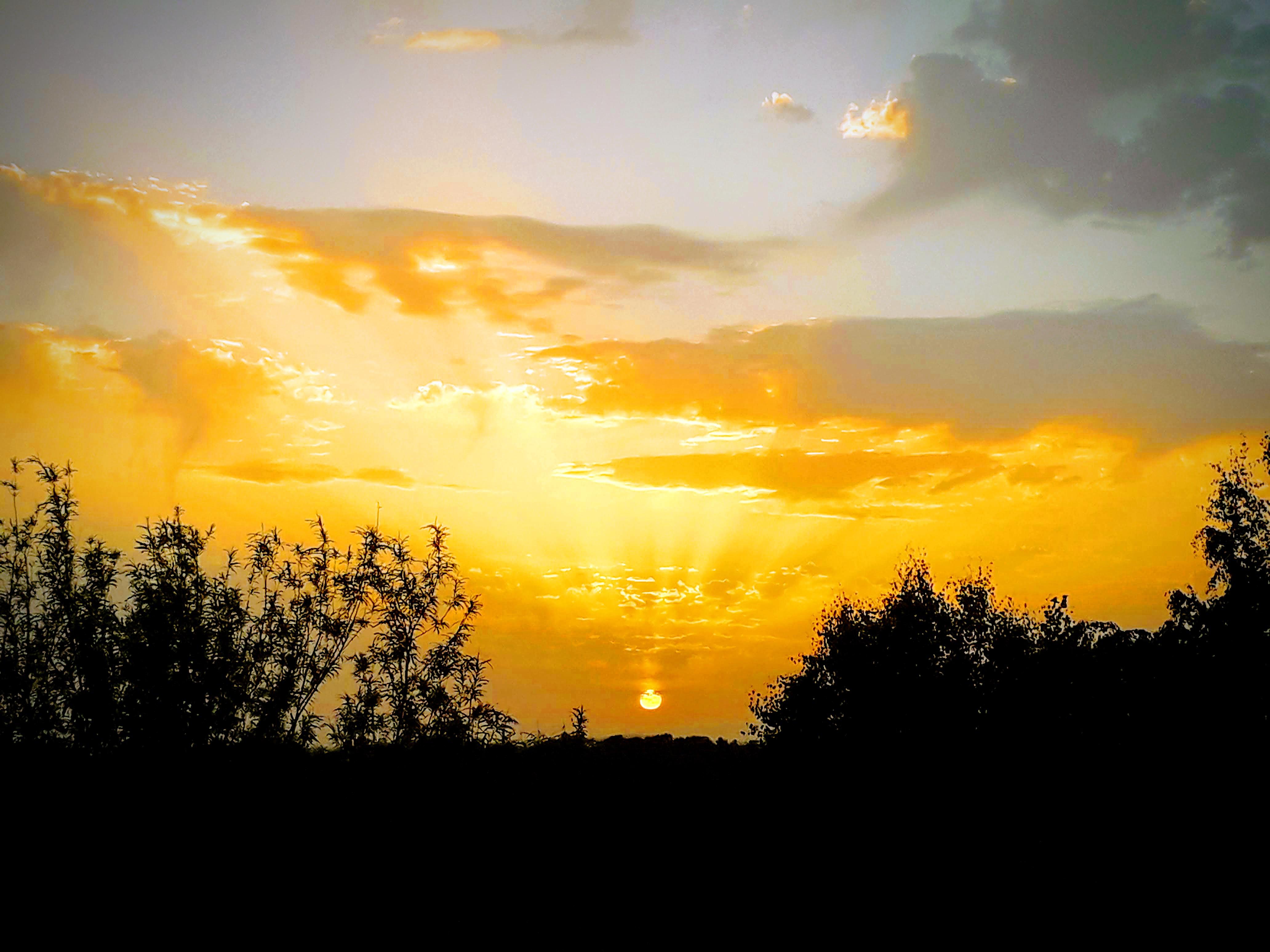 East Lothian sunset. | Scrolller