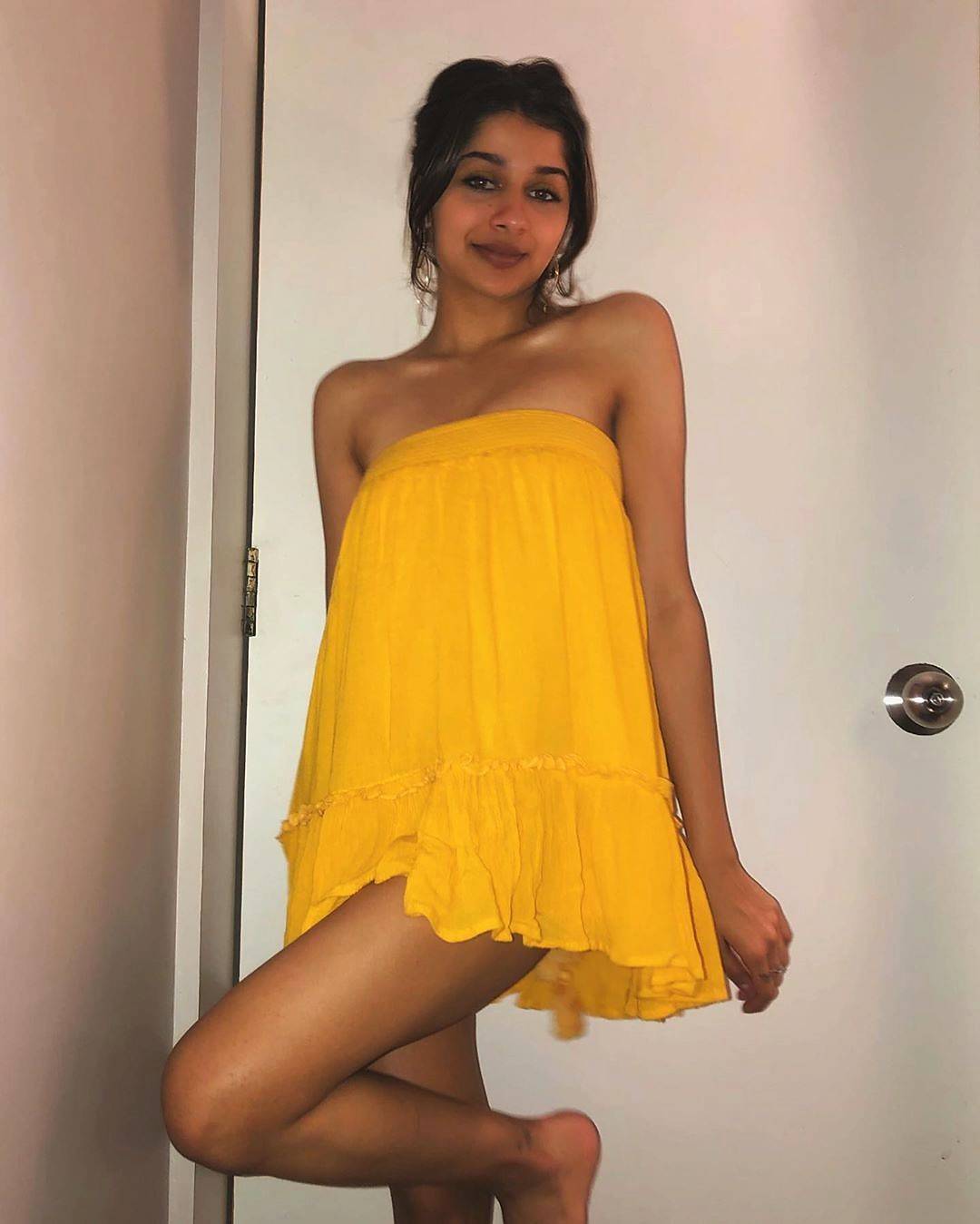 Easy access | Scrolller