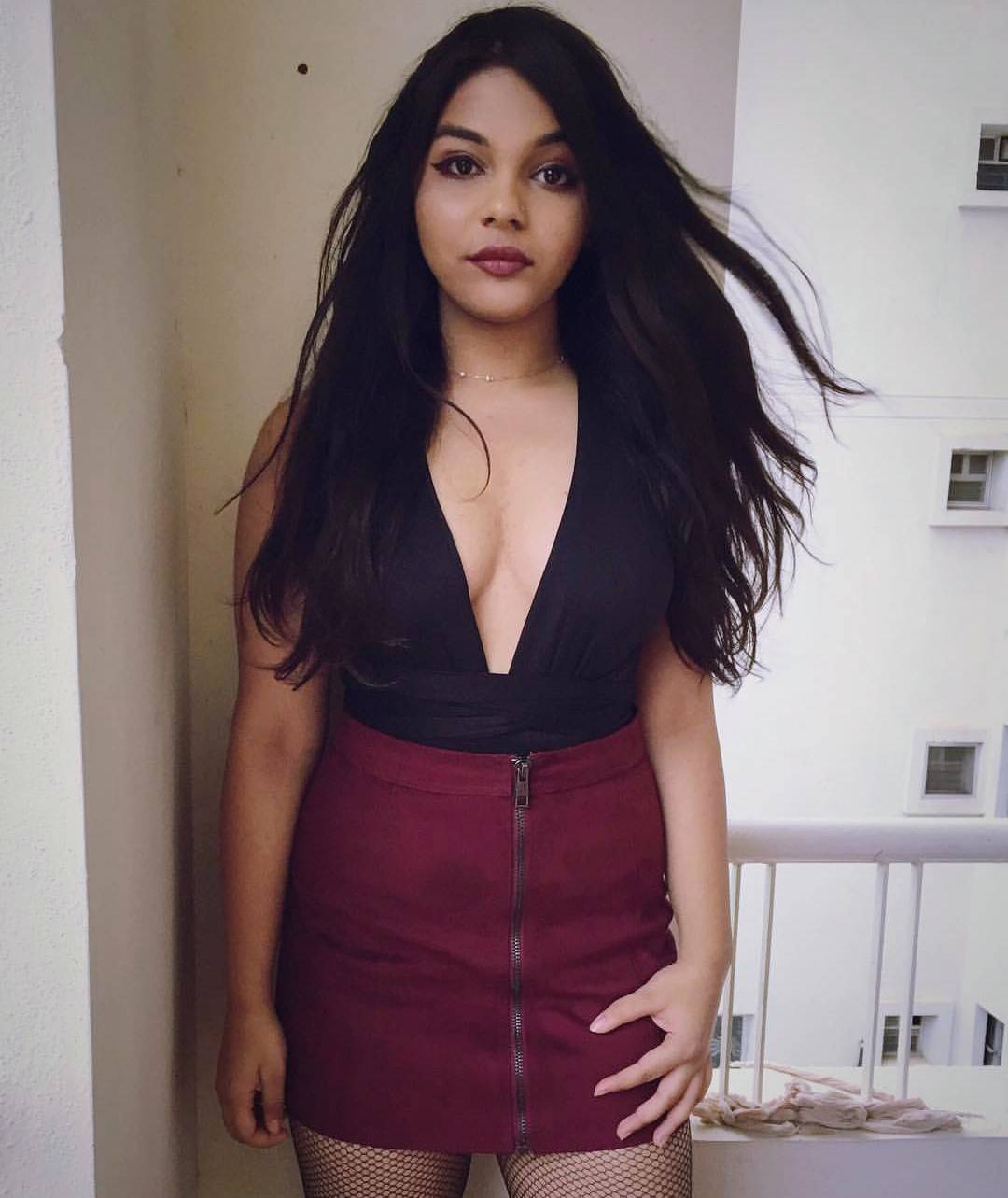 Easy access | Scrolller