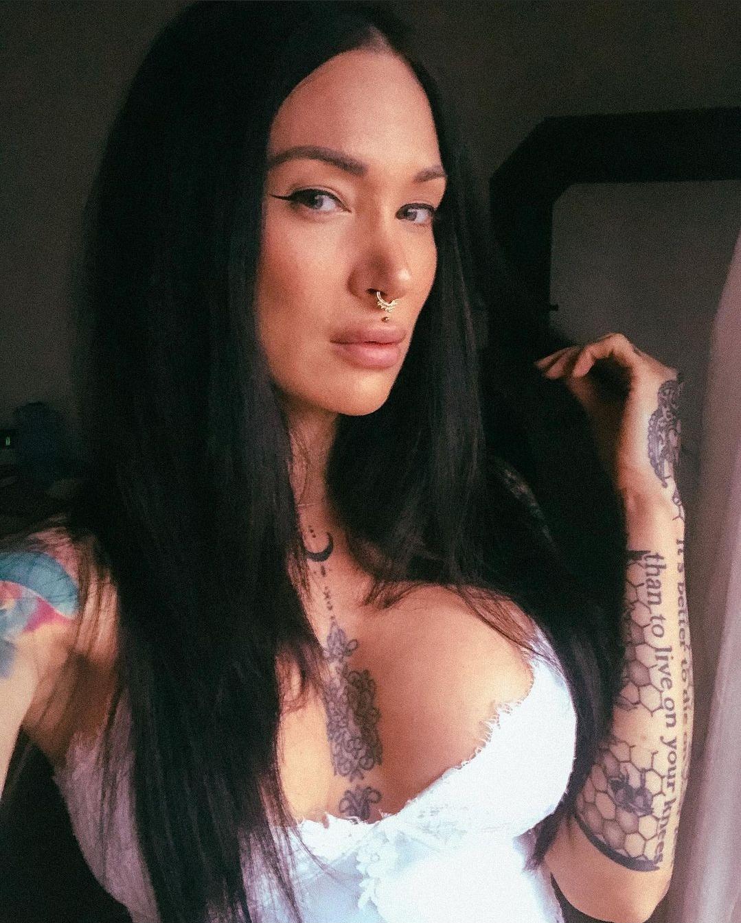 Echt heiß für eine Oma .... | Scrolller