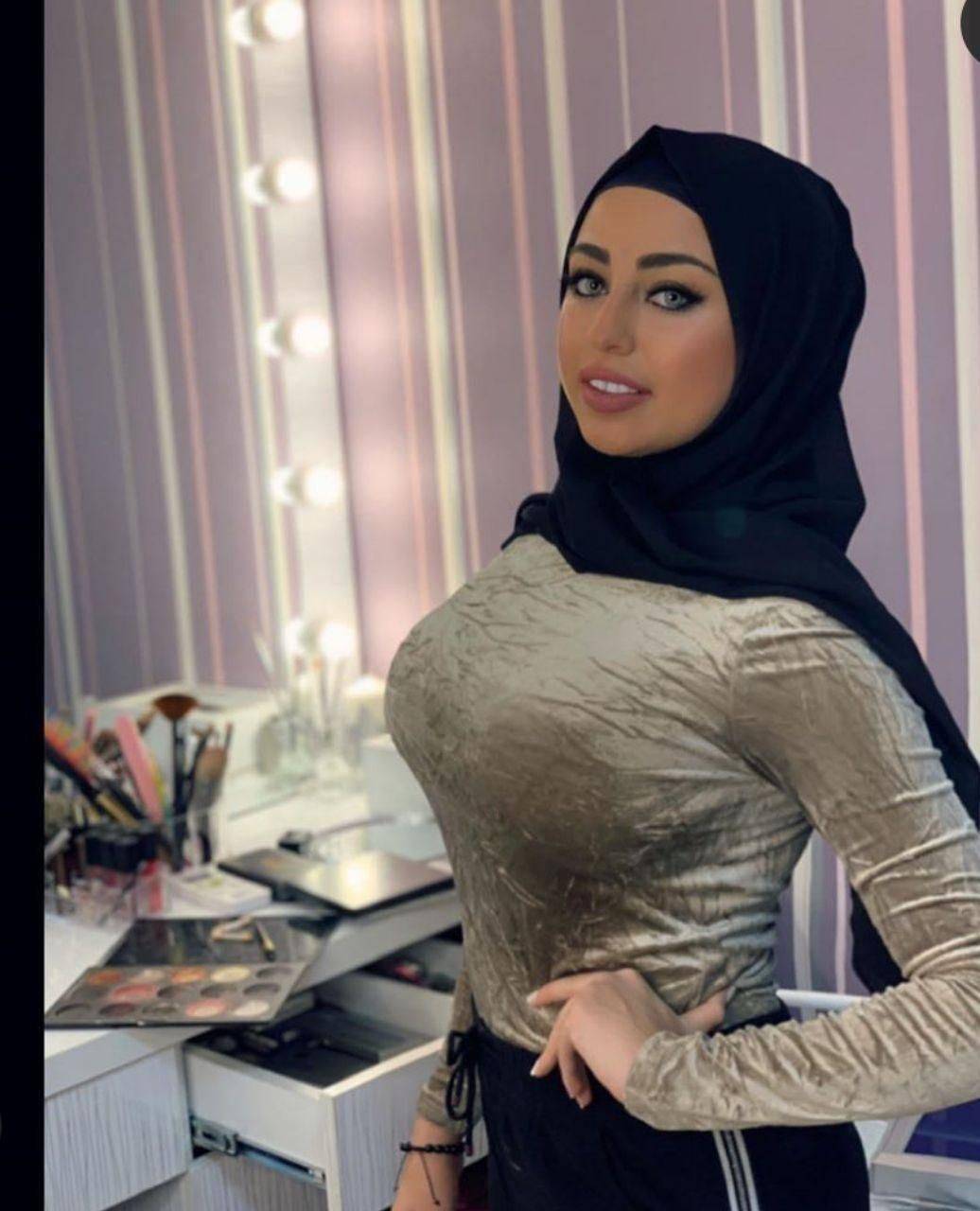 Egyptian girl | Scrolller