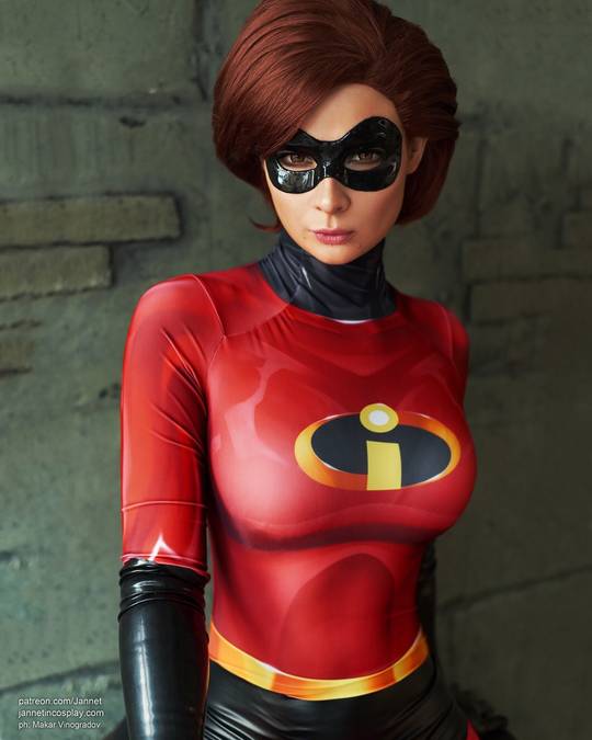 Elastigirl (The Incredibles), cosplay by JannetIncosplay.~ | Scrolller