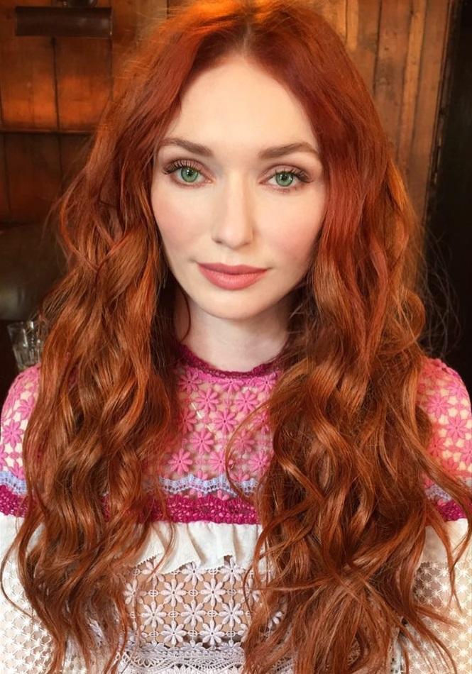 Eleanor Tomlinson | Scrolller