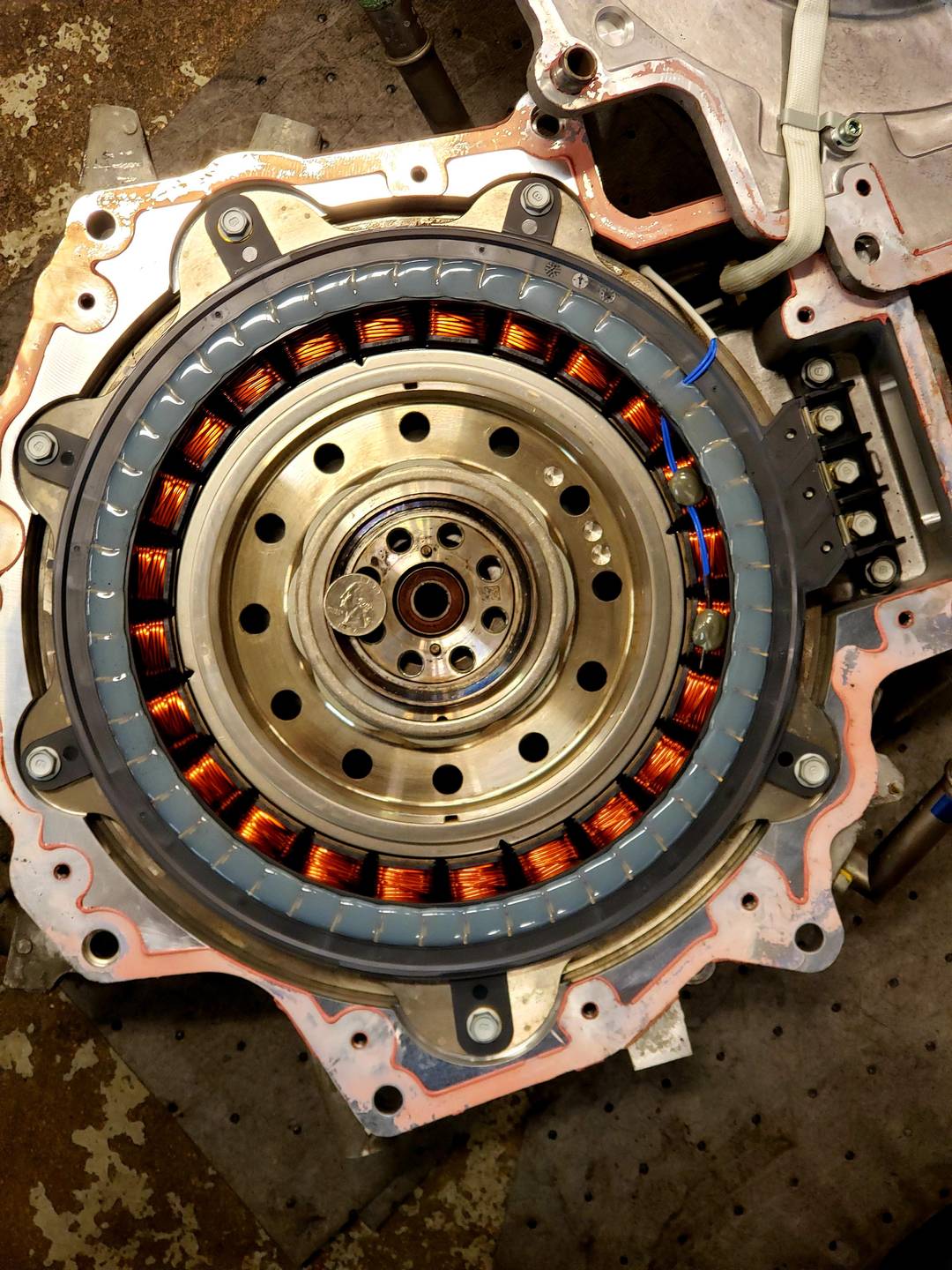 Electric motor from a Kia Niro Plug-in hybrid car. [X-post from /r/Motors] | Scrolller