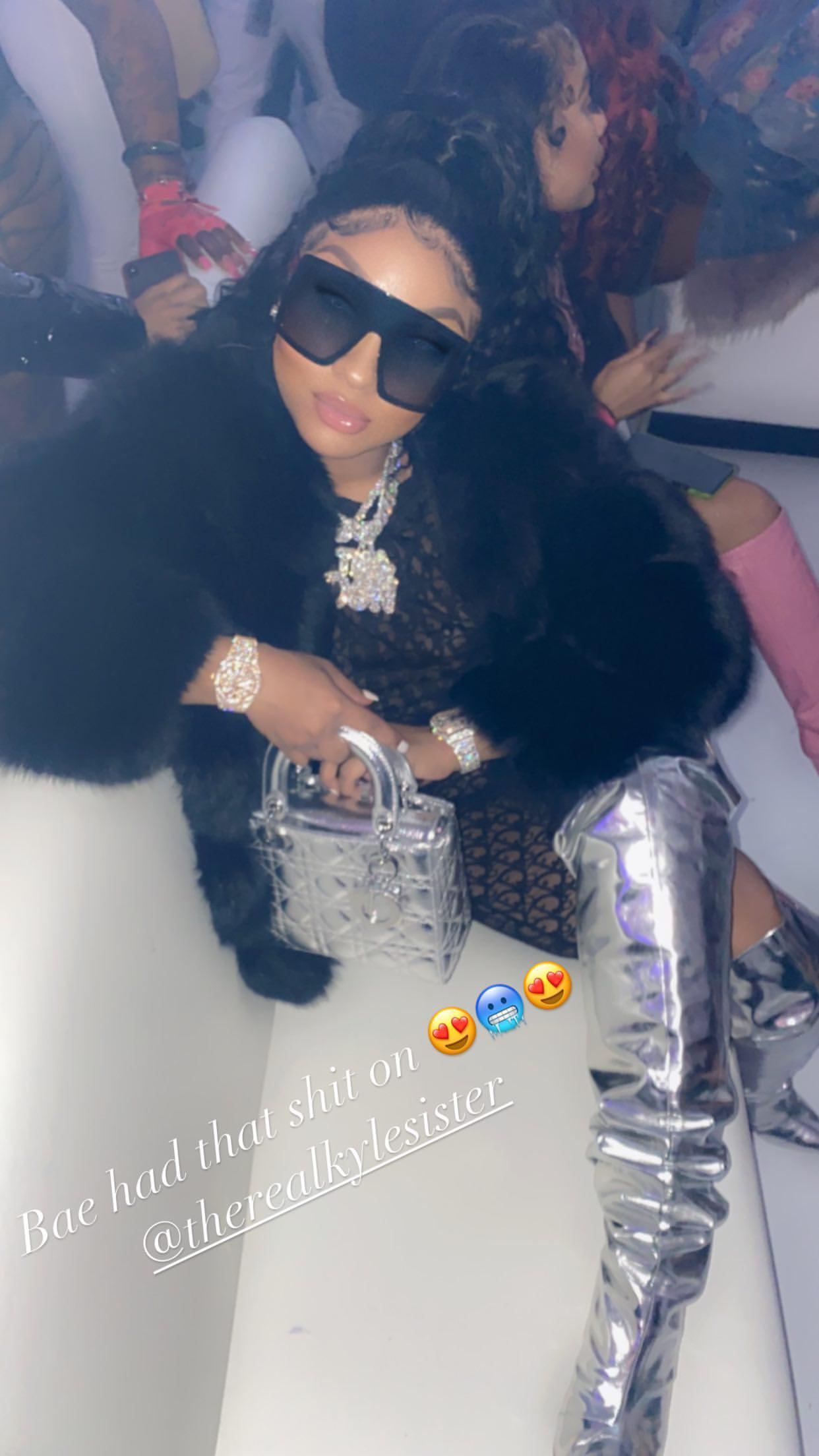 Elegant. | Scrolller