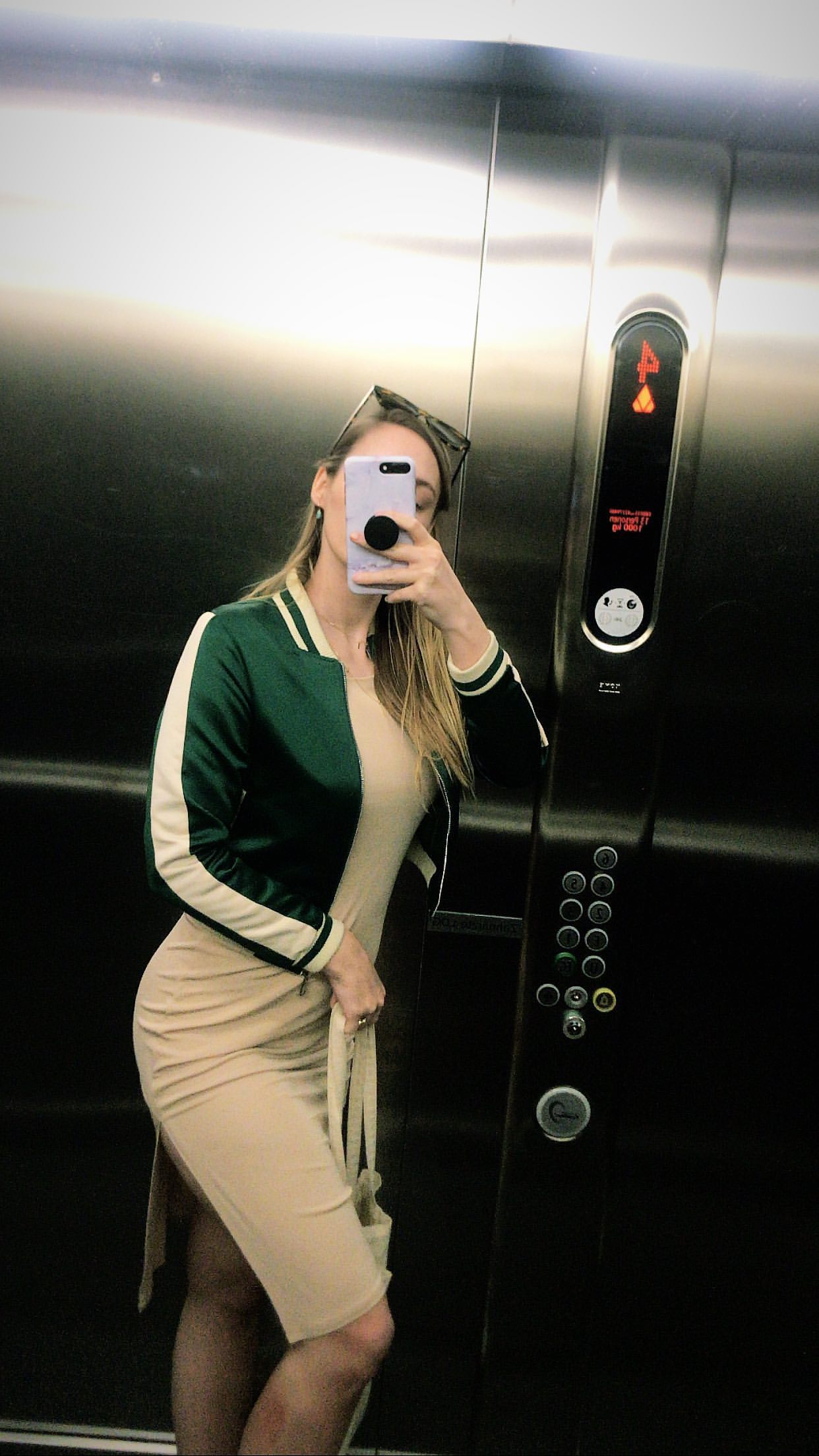 Elevator | Scrolller