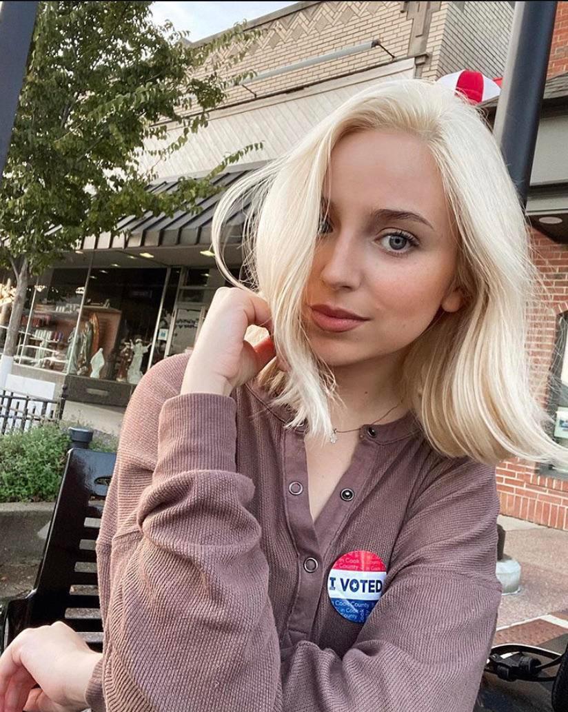 Ellie fell in some bleach | Scrolller