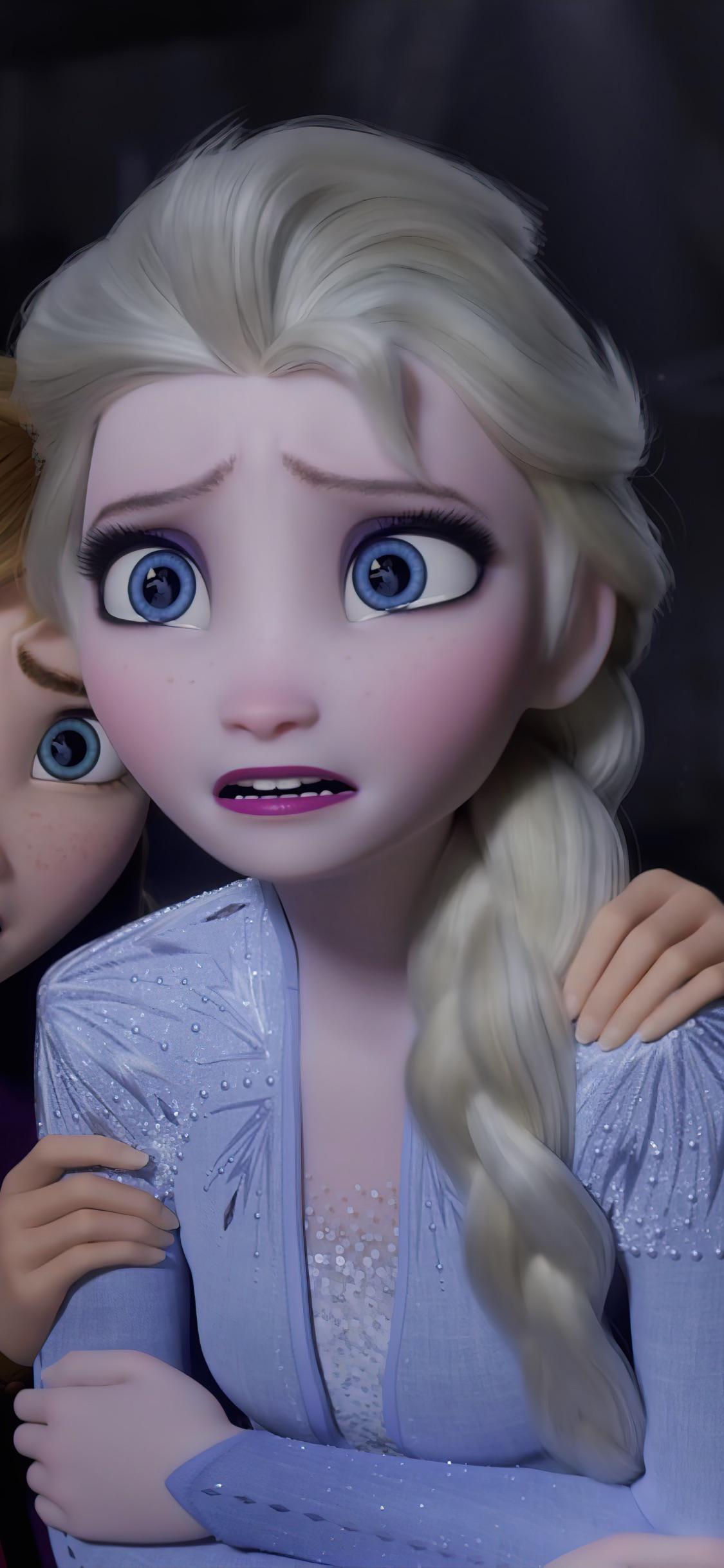 Elsa needs to be comforted! | Scrolller