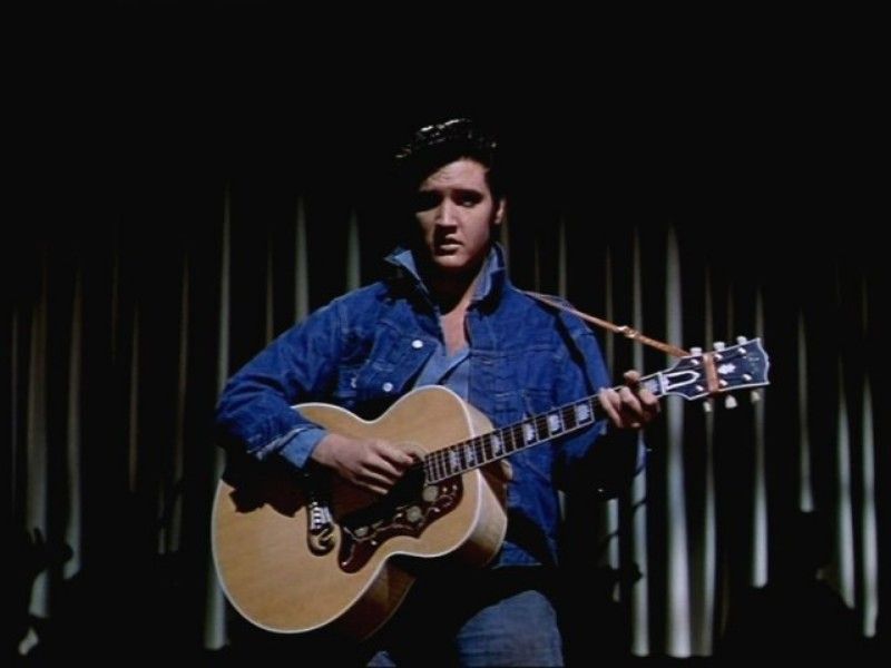 Elvis Presley | Scrolller