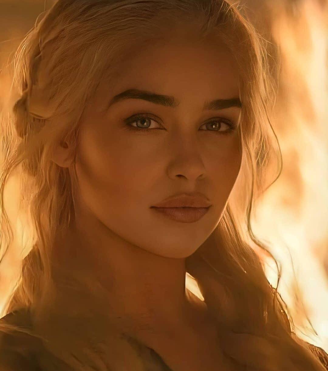 Emilia Clarke - Daenerys Stormborn of the House Targaryen, First of Her ...