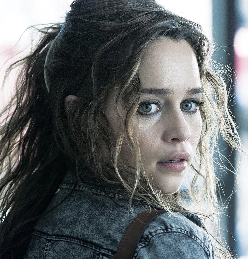 Emilia Clarke has one of the most fuckable faces | Scrolller