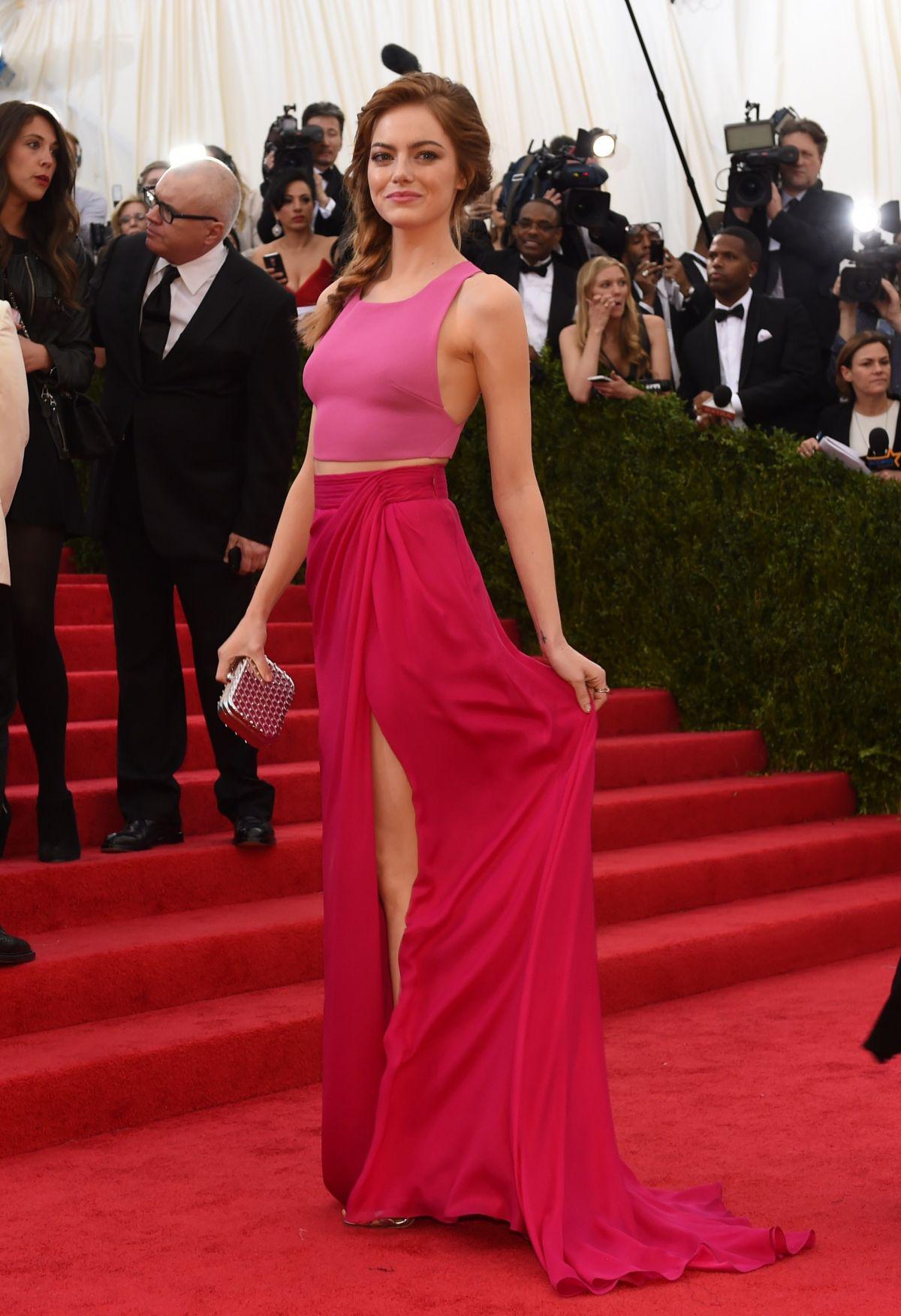 Emma Stone Scrolller