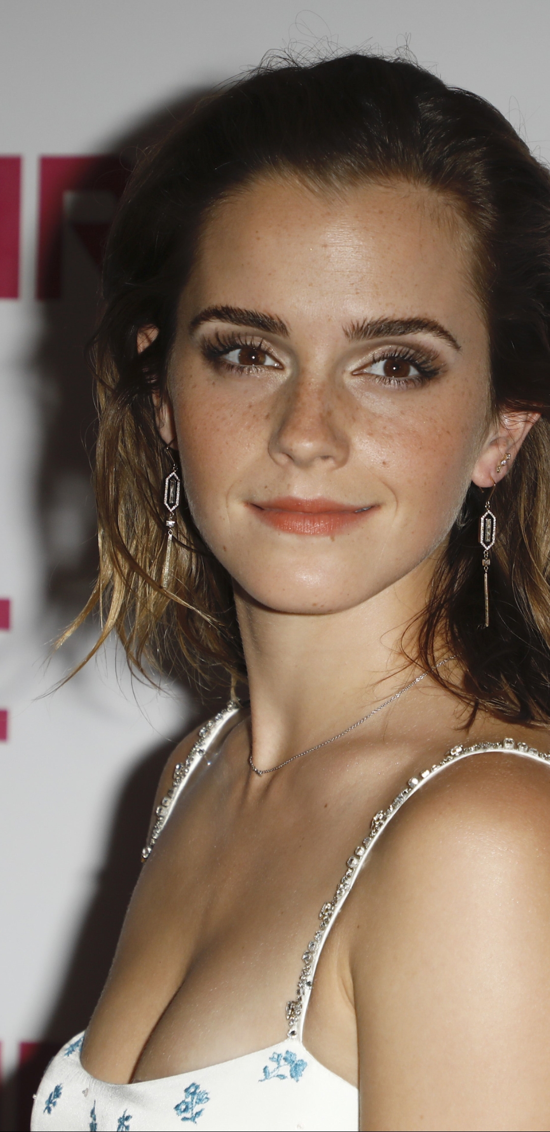 Emma Watson | Scrolller