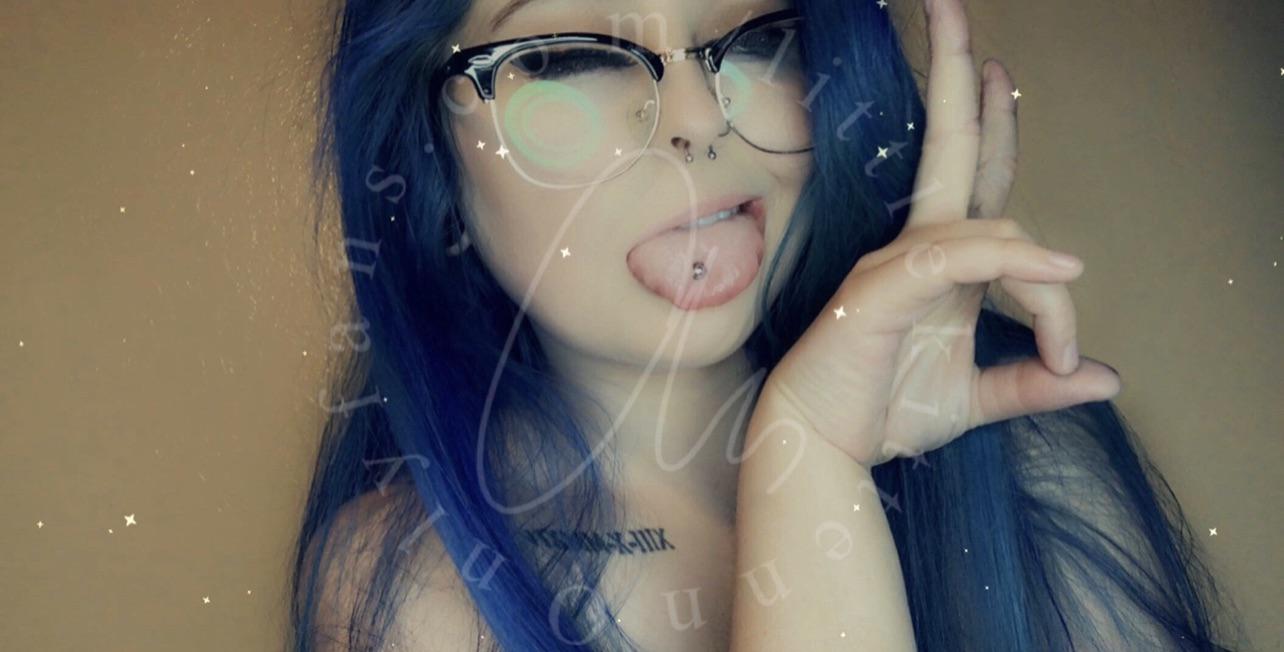 🖤 top 1.6% emo babe with free onlyfans - link in comments 🖤 | Scrolller