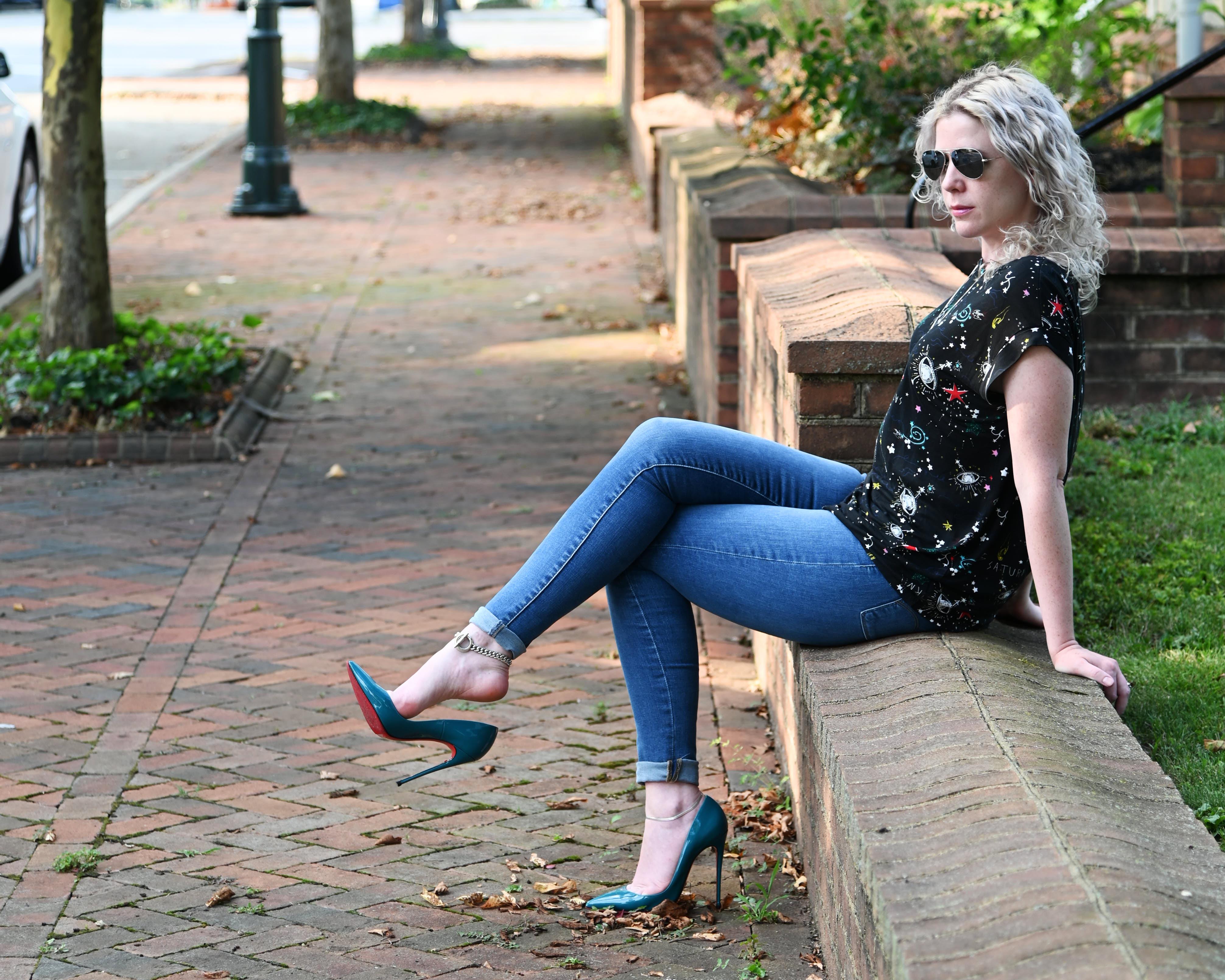 Classic Pumps with a Dangle | Scrolller