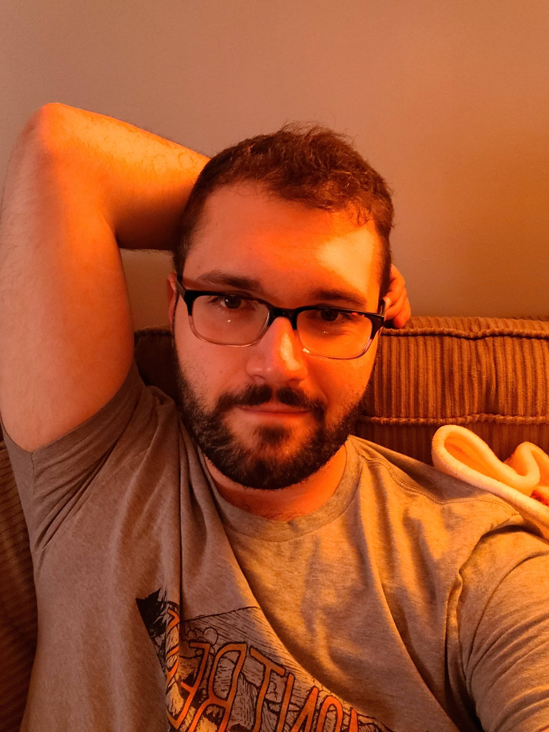 Enjoying my lazy Sunday | Scrolller