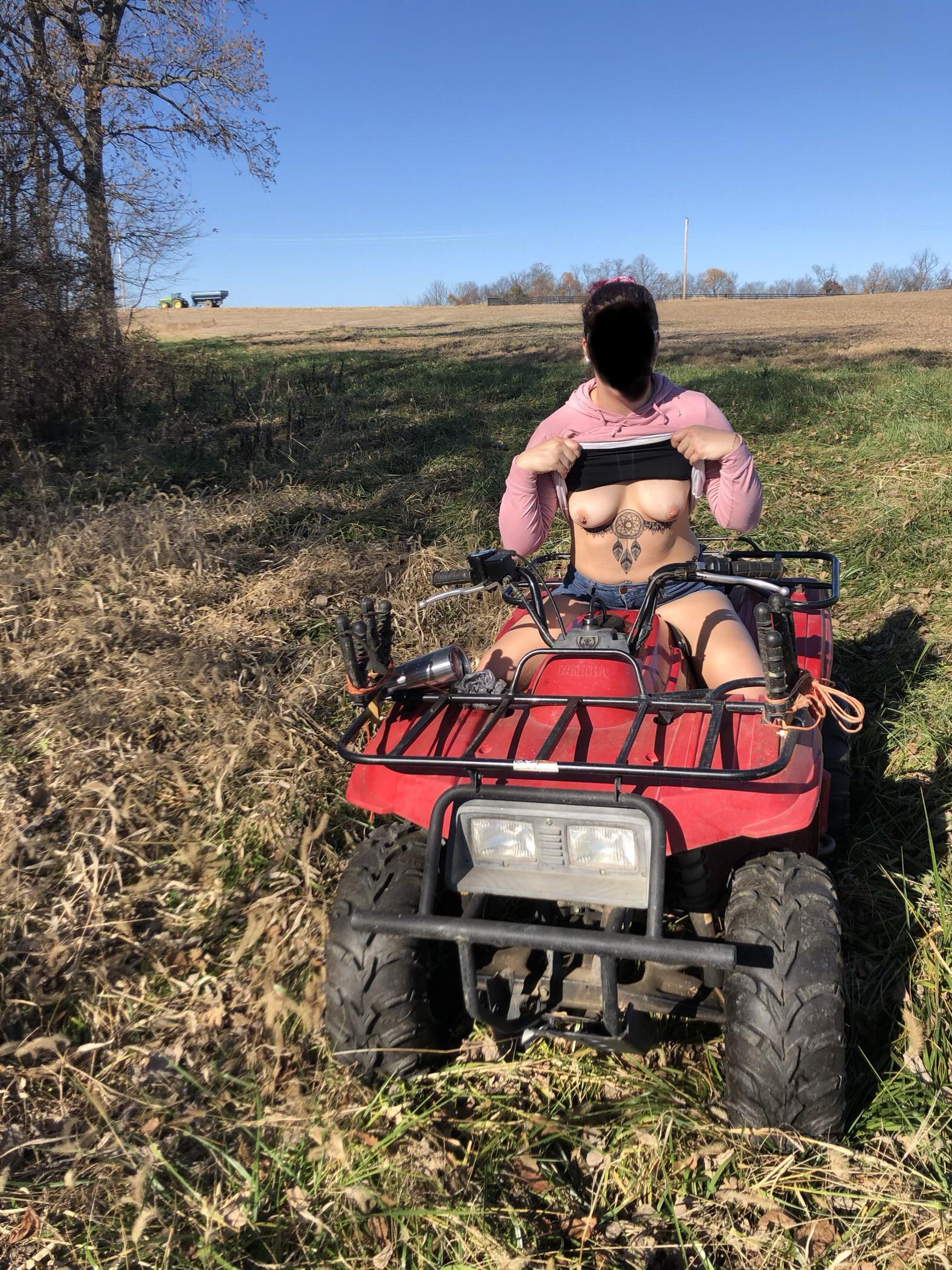 Enjoying the ride... | Scrolller