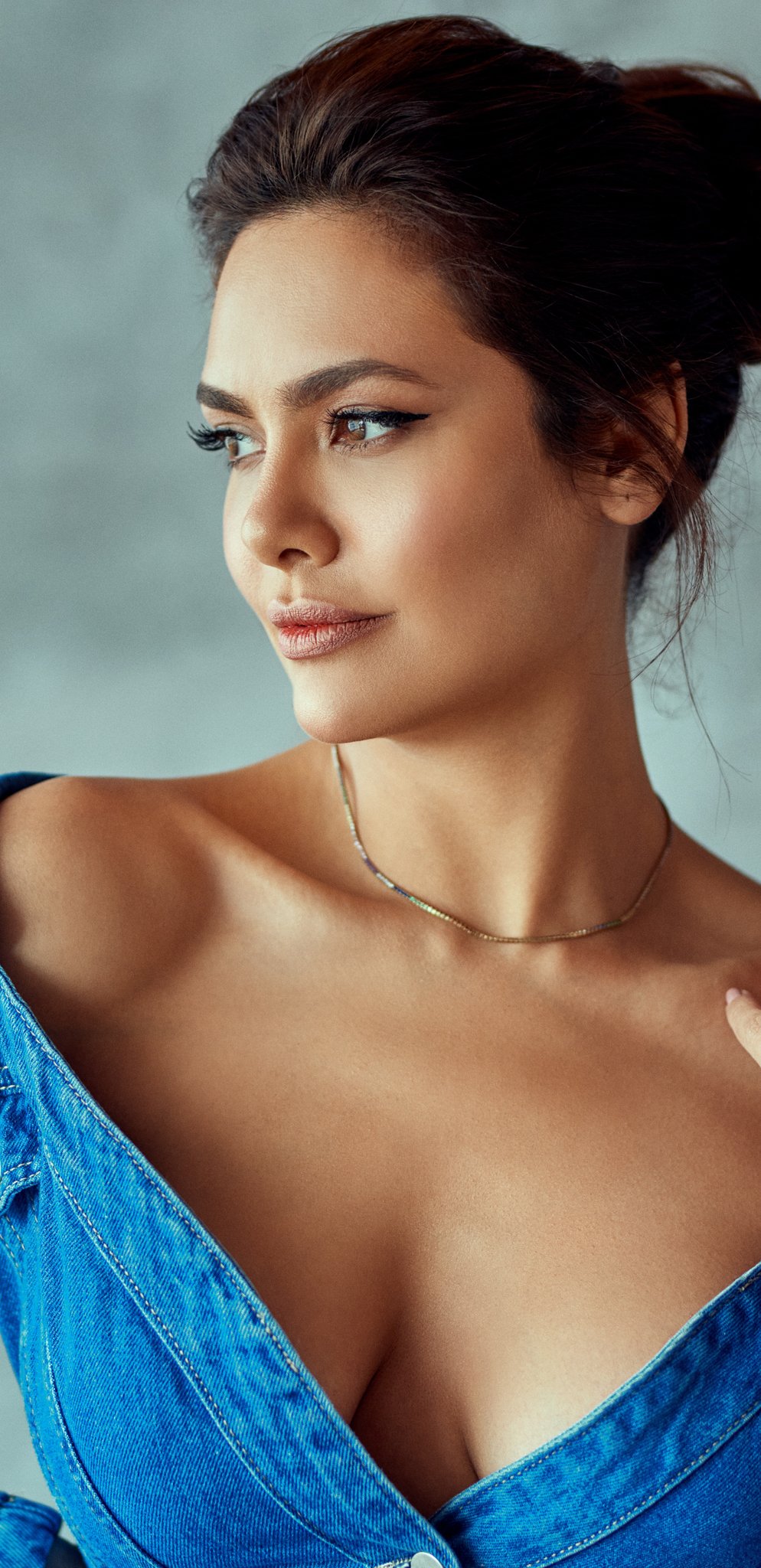 Esha Gupta. Imagine her starring in blacked. com | Scrolller