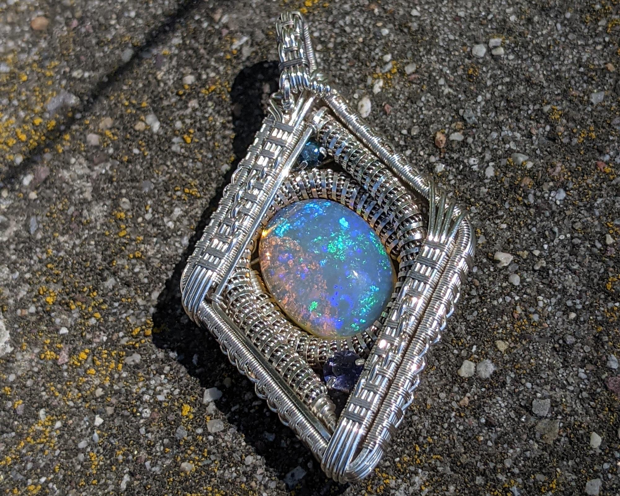 Ethiopian opals are incredibly pretty. | Scrolller