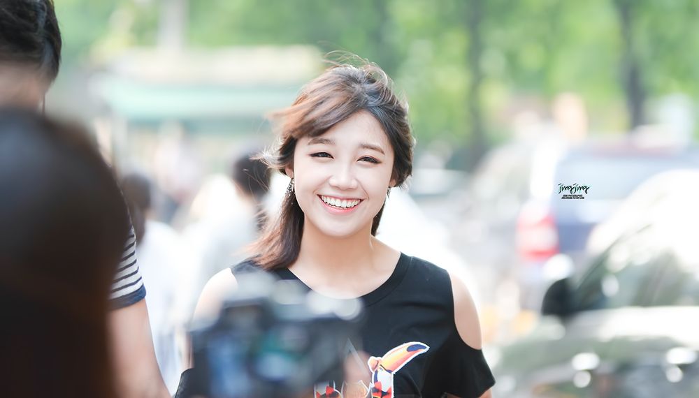 Eunji ;~; | Scrolller