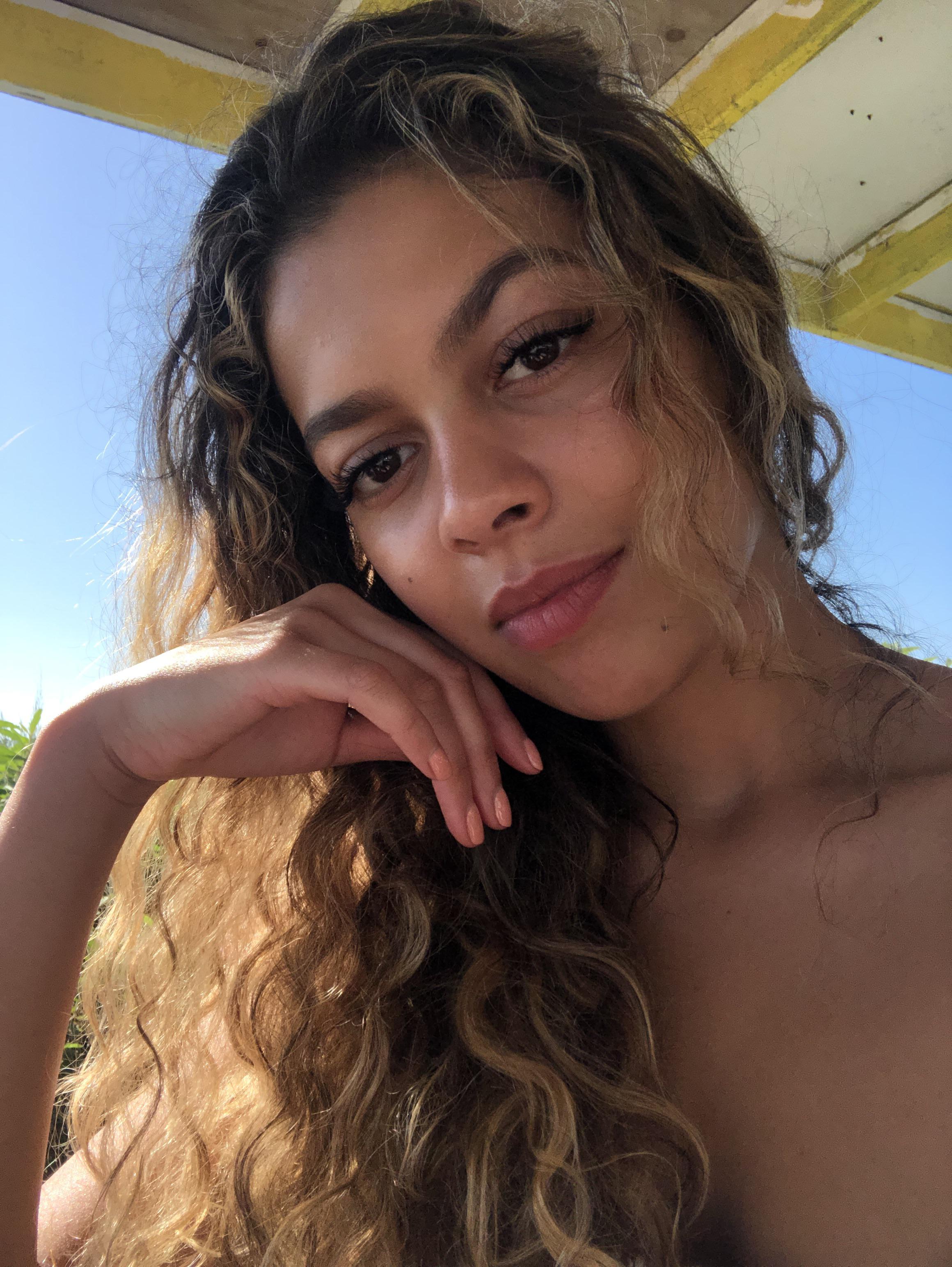 European x African | Scrolller